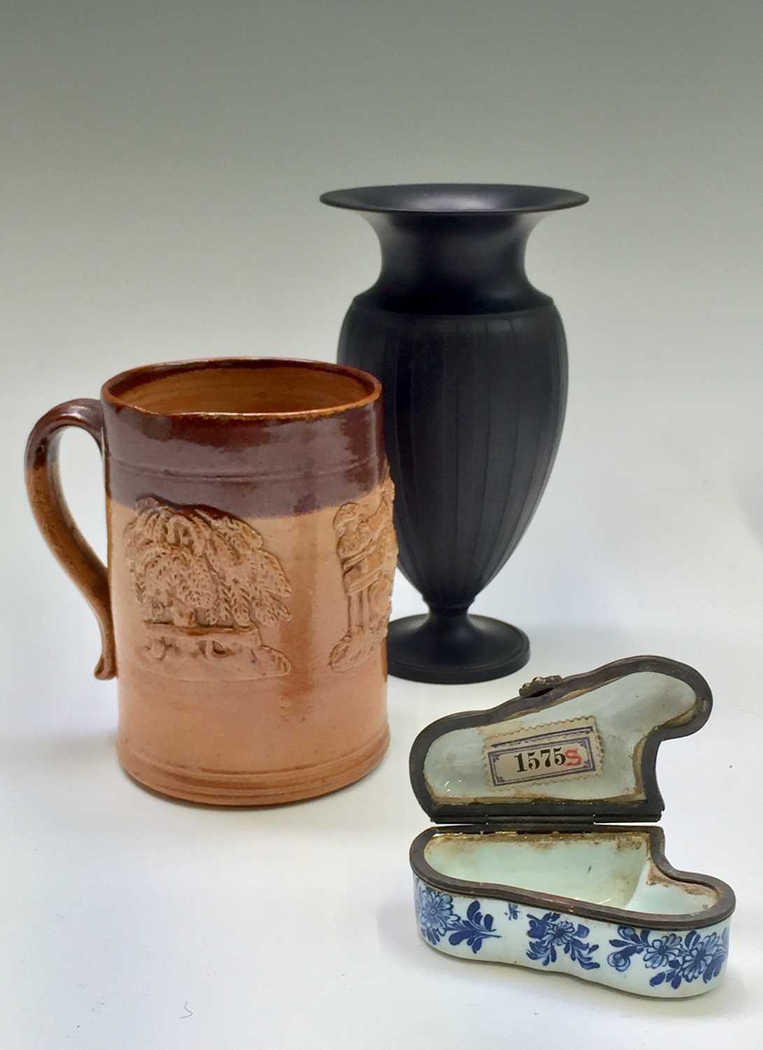 Lot 1132 - A blue and white tin glazed box, 19th