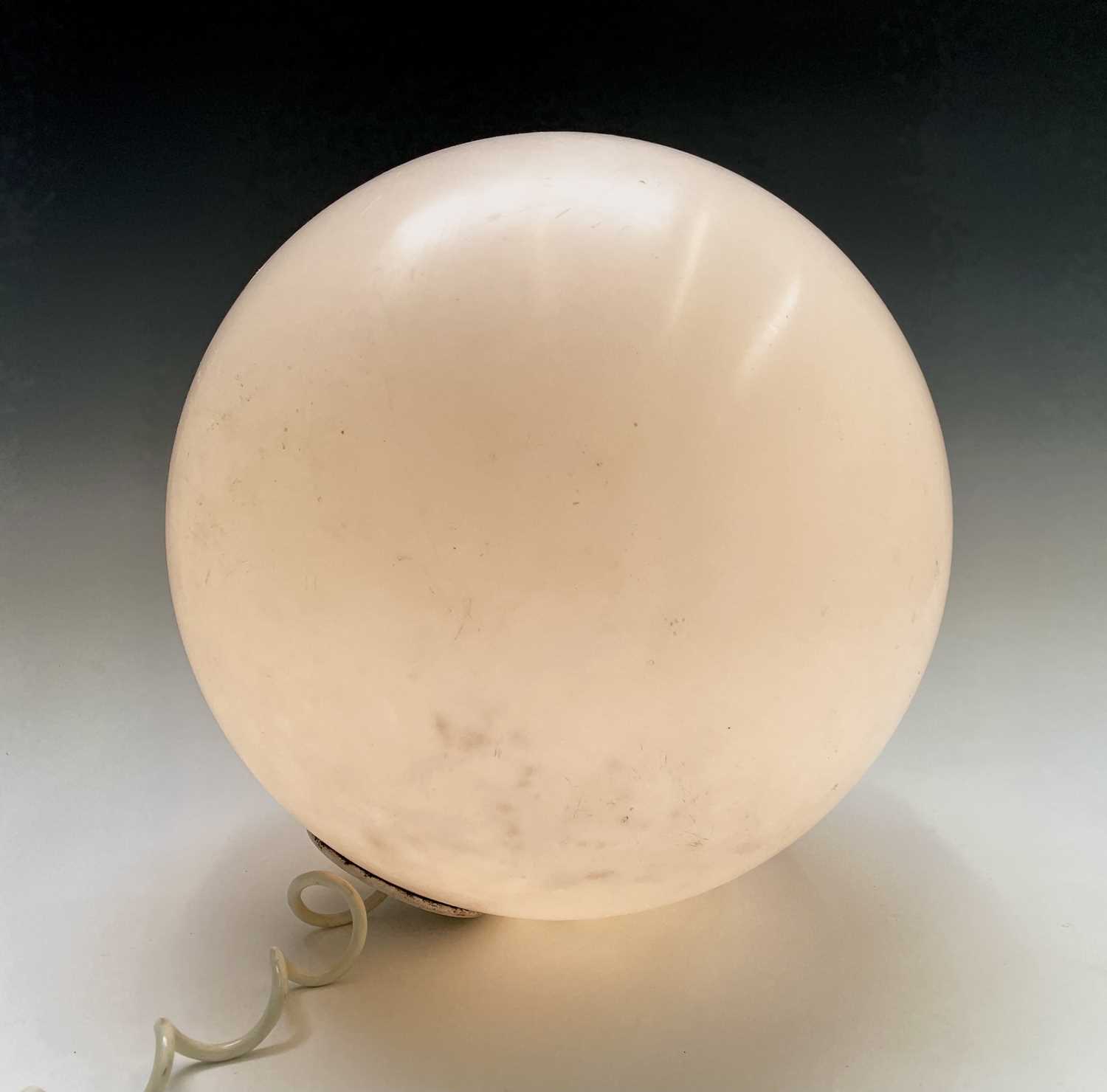 Lot 336 - A 1960s/70s spherical polypropylene light
