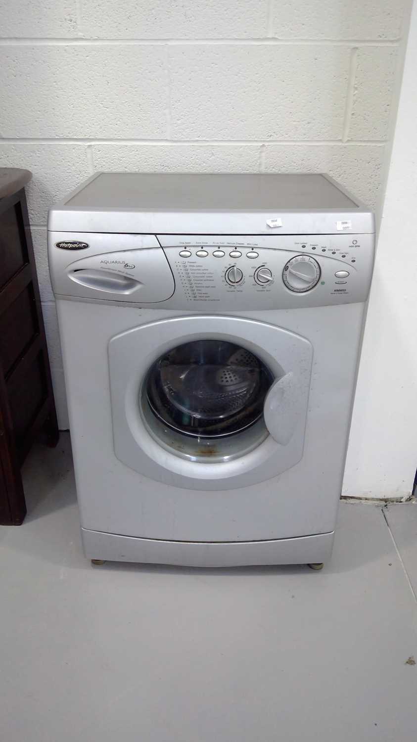 Lot 6 - A Hotpoint Aquarius washing machine height