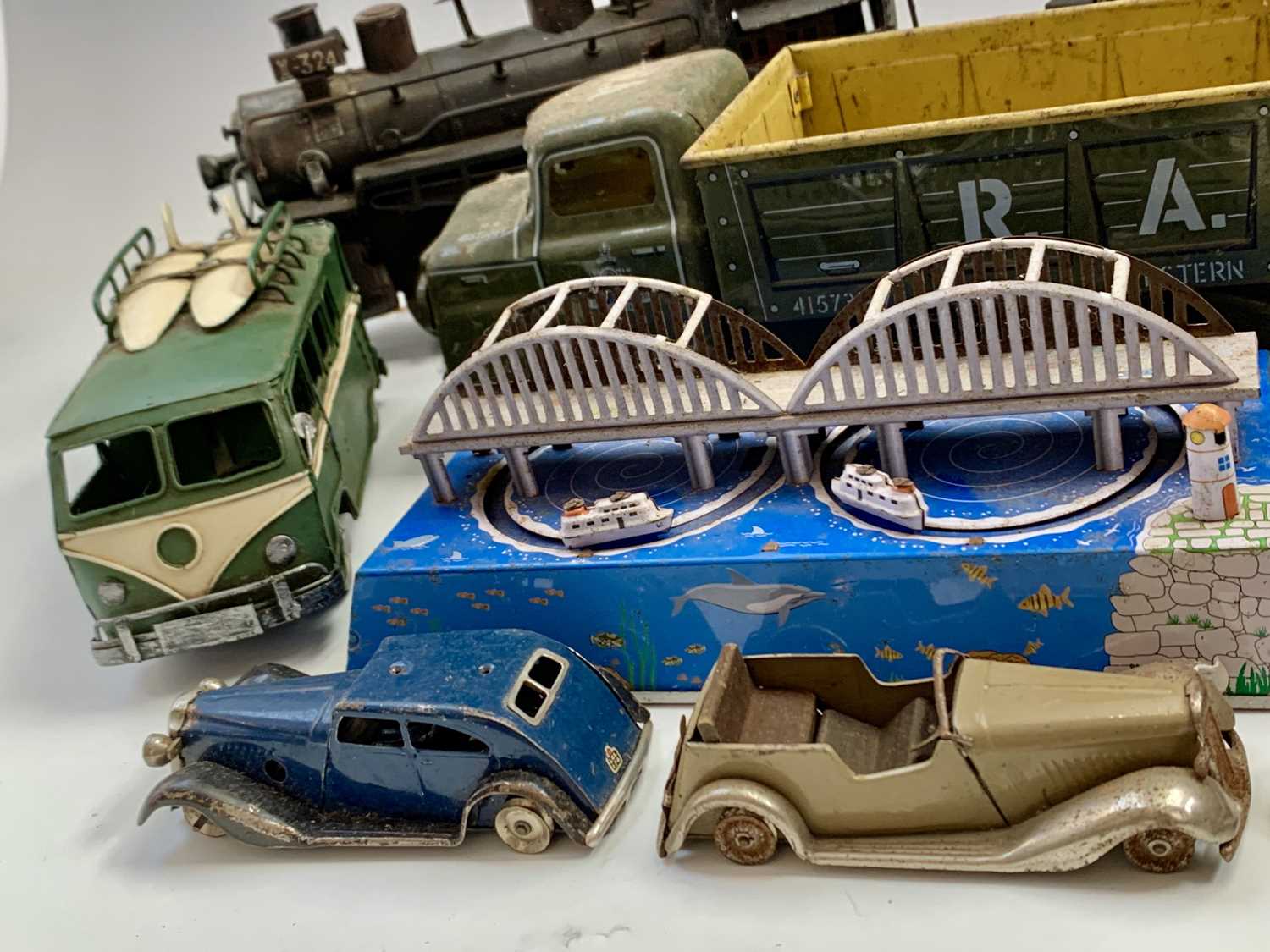 Lot 699 - Tin Plate Toys - Box containing 2 early