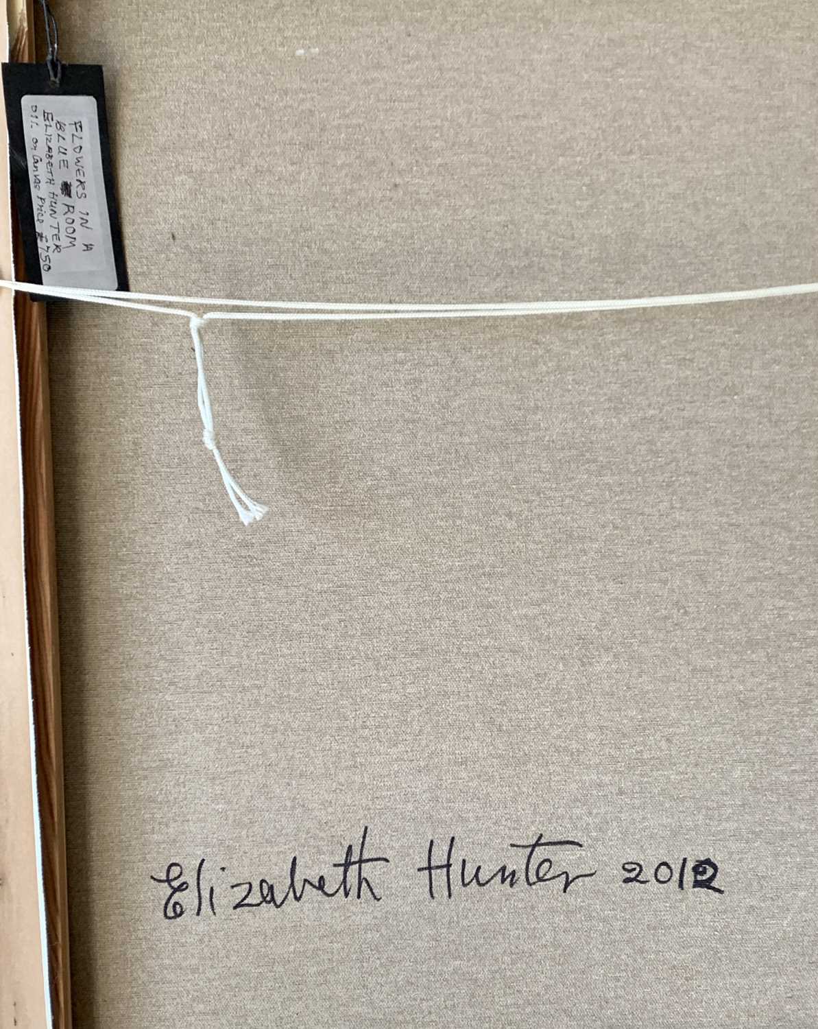 Lot 474 - Elizabeth HUNTER (1935) Flowers in a Blue