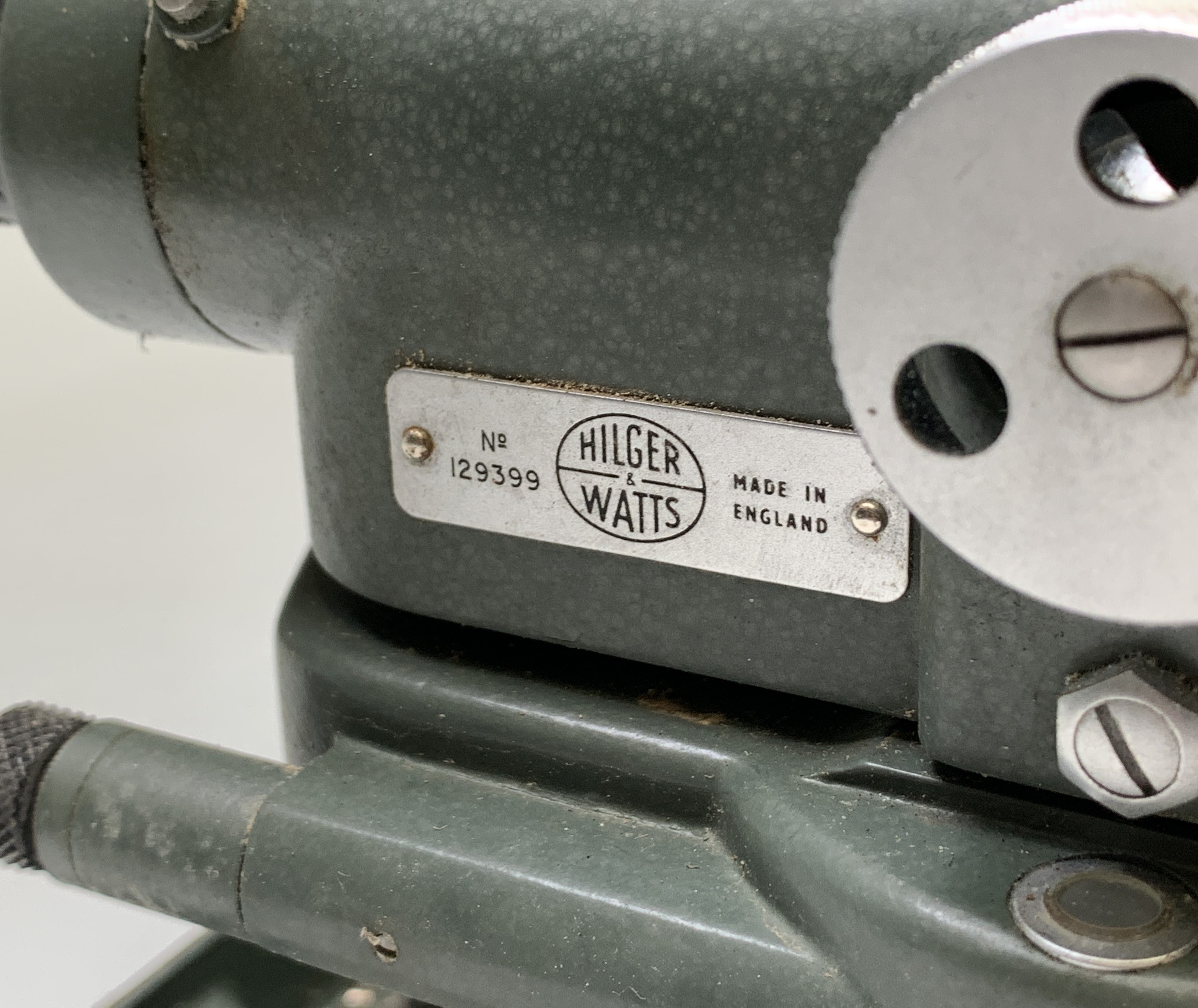 Lot 504 - A Hilger & Watts surveyors level, mid 20th