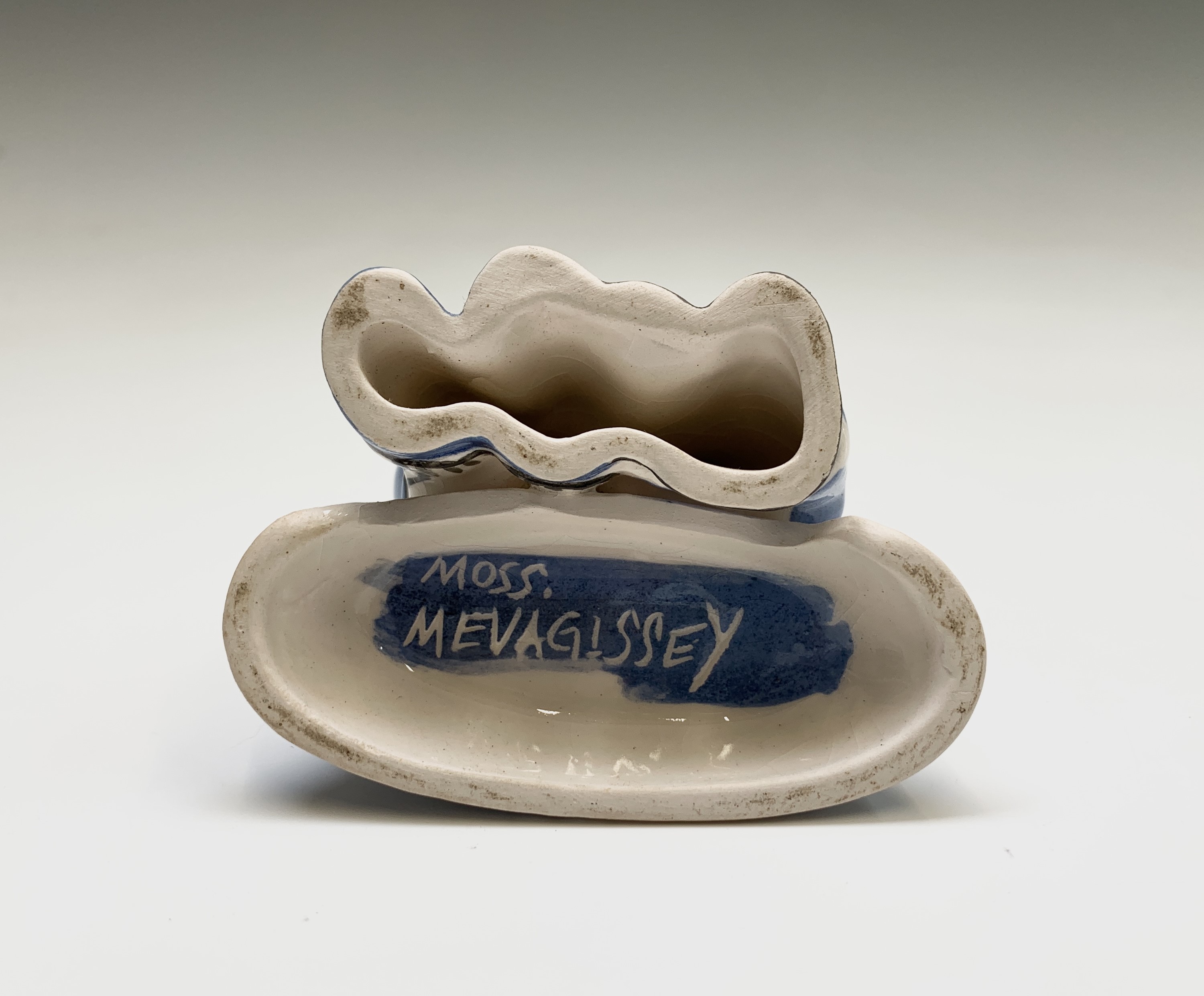 Lot 1008 - Bernard MOSS of Mevagissey Three pottery