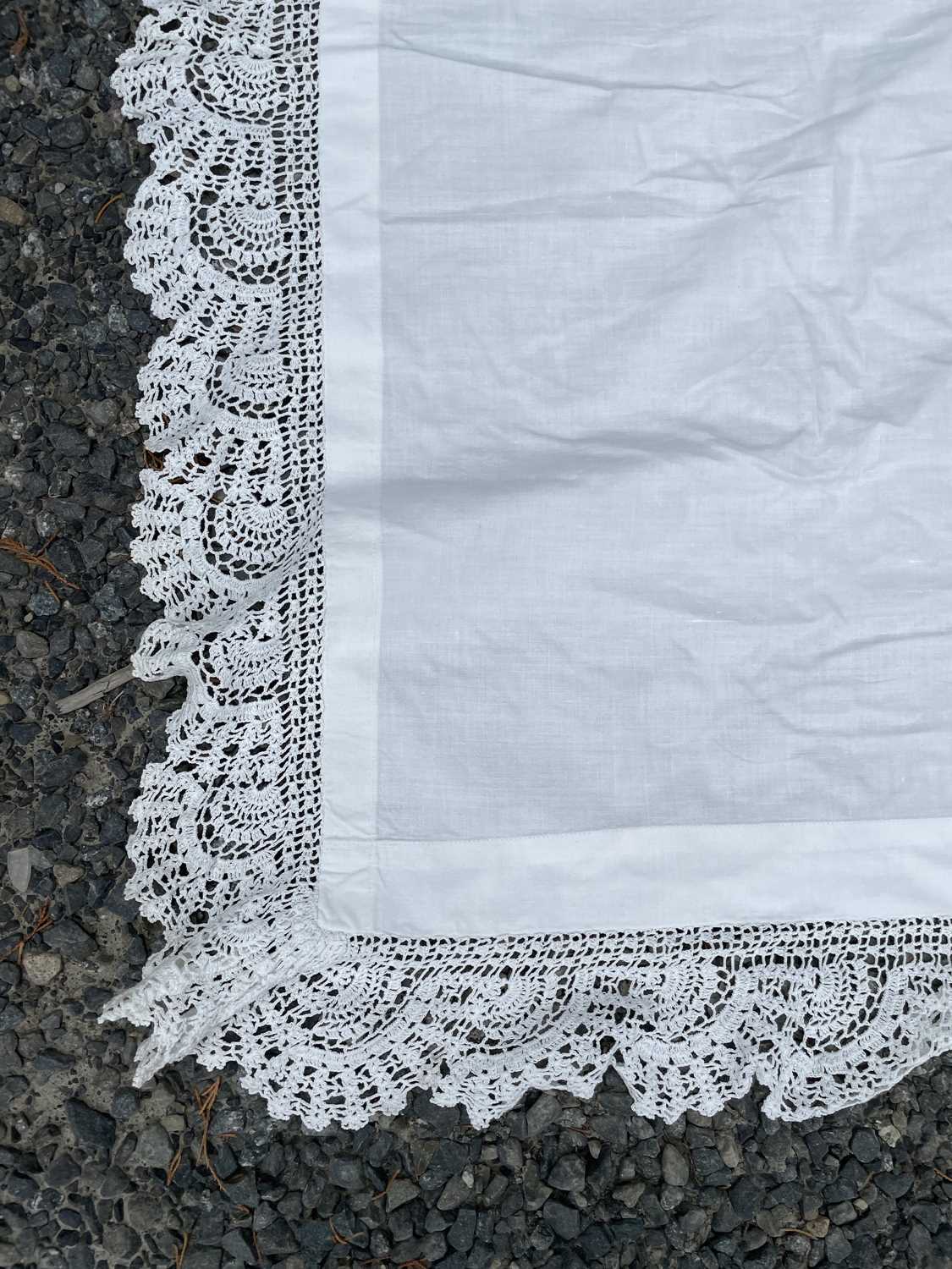 Lot 2845 - A white cotton counterpane with floral