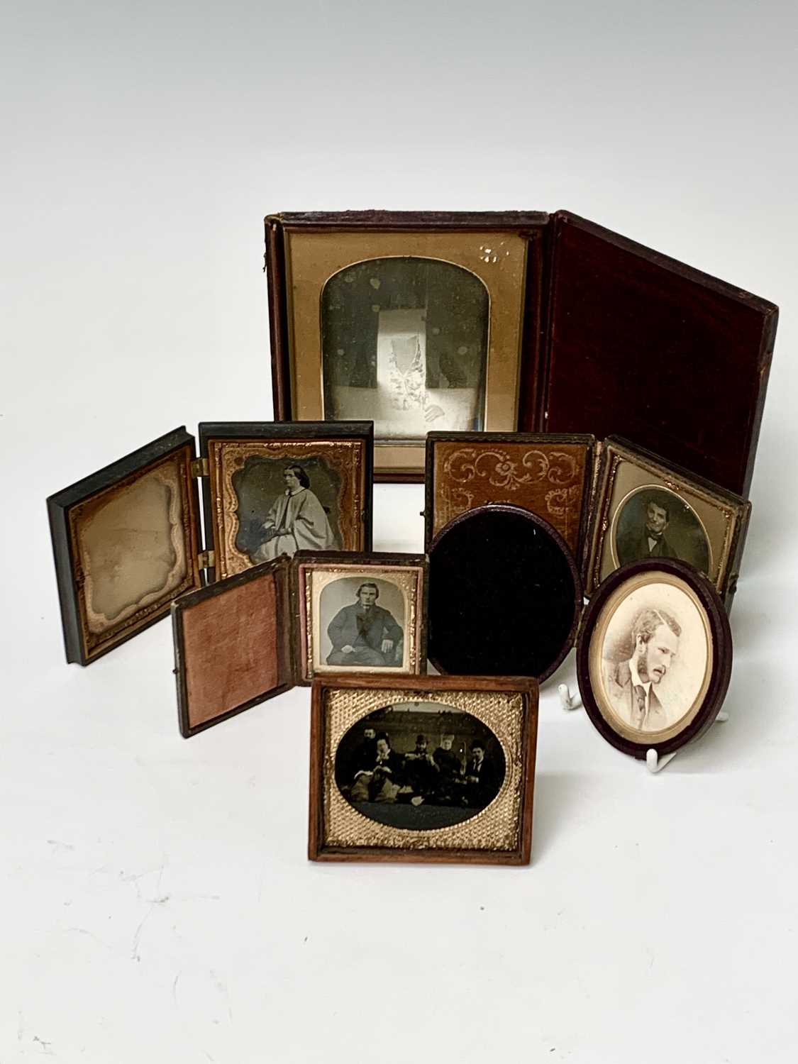 Lot 321 - A Victorian Union cased ambrotype photograph,