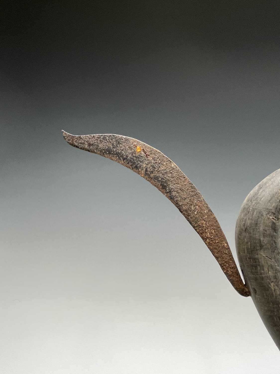 Lot 313 - A Chinese rice scythe, with buffalo horn