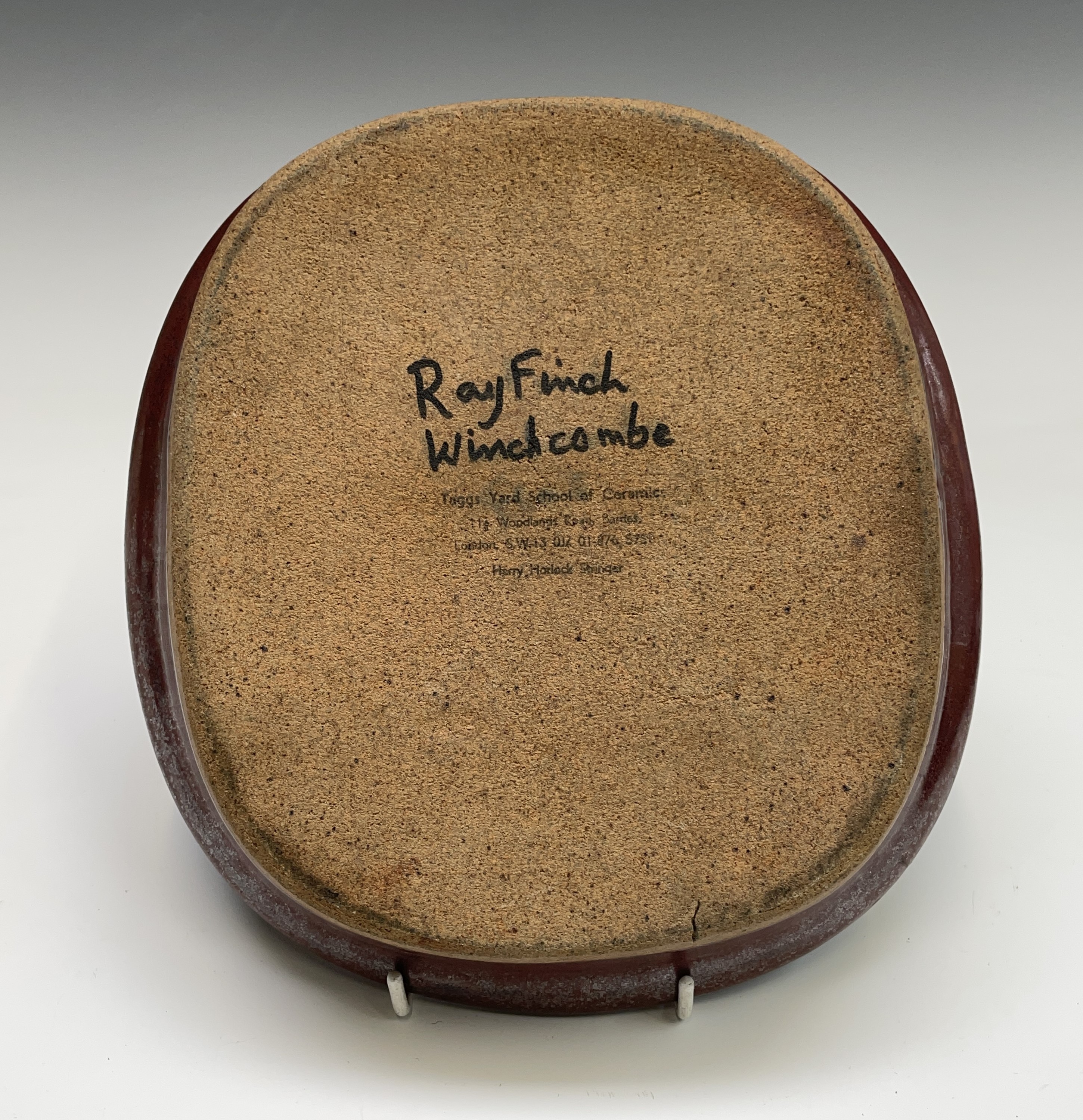 Lot 966 - Ray FINCH (1914-2012) Winchcombe Pottery