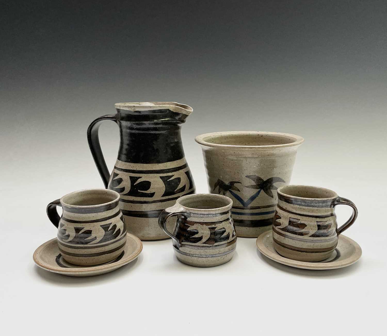 Lot 969 - Ian BOX, Trevillian Cornish Studio Pottery,