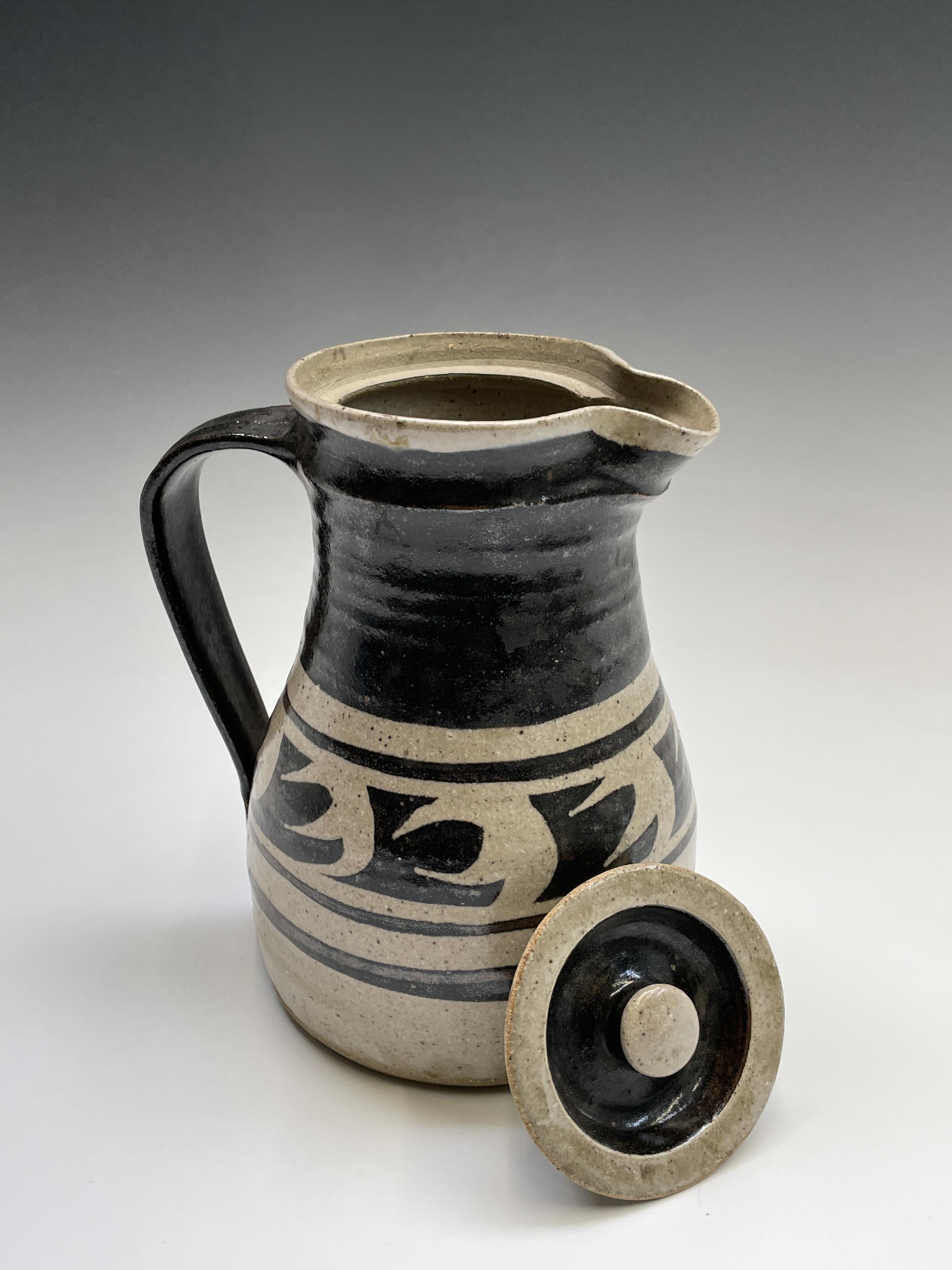 Lot 969 - Ian BOX, Trevillian Cornish Studio Pottery,
