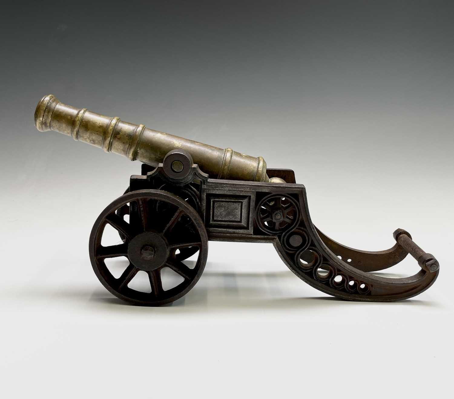Lot 464 - A bronze and steel ships signal cannon, 19th