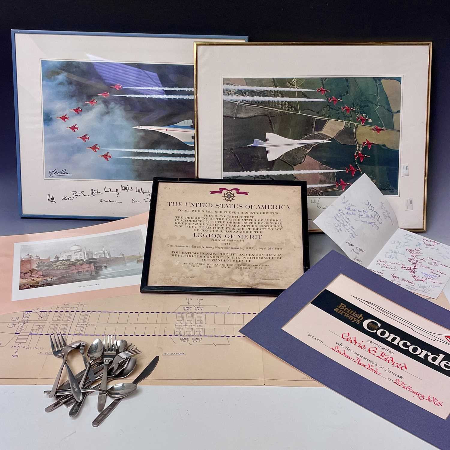 Lot 538 - Transport Aviation - Concorde / Red Arrows,