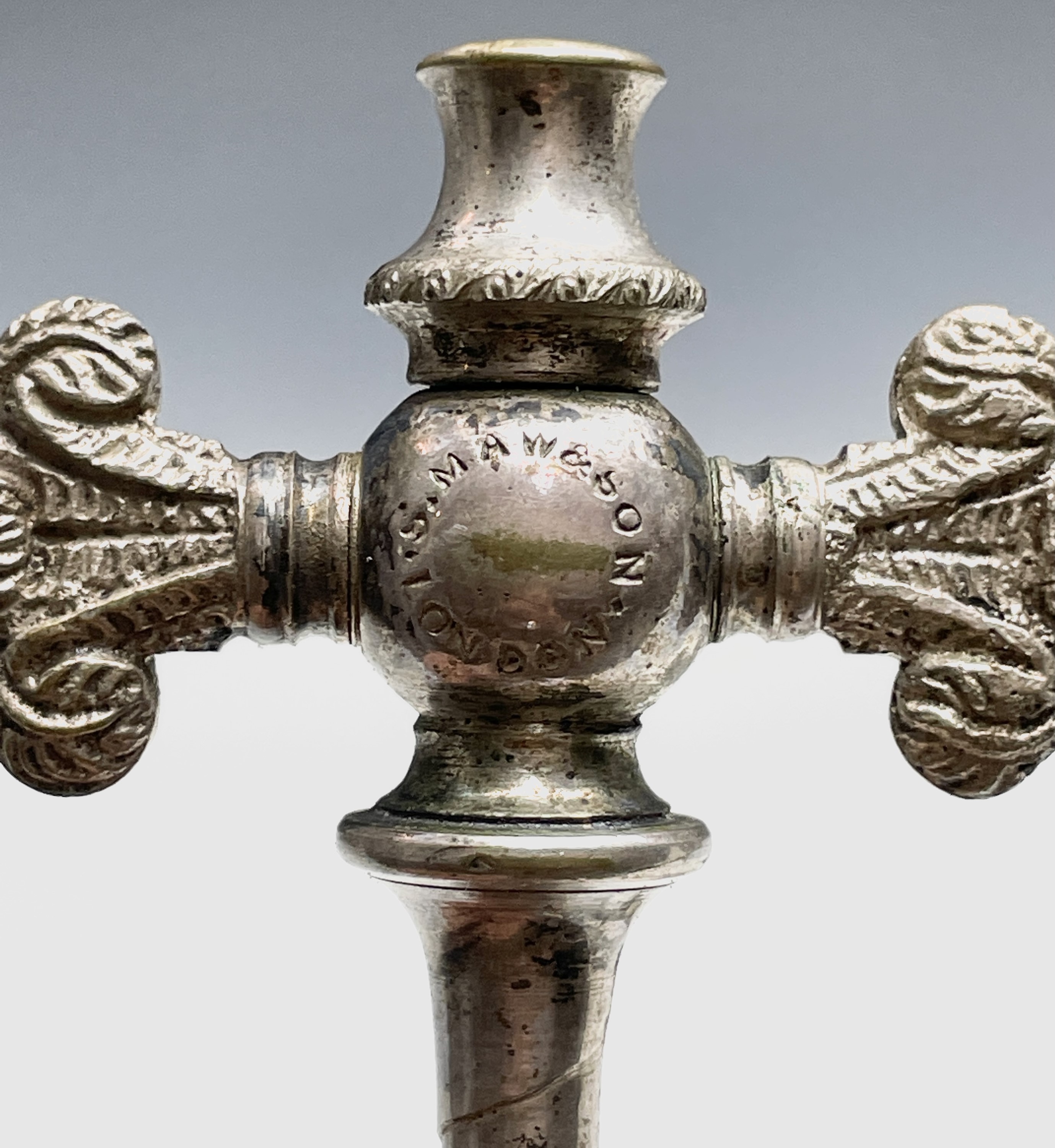 Lot 191 - A Scottish skean dhu, with carved black