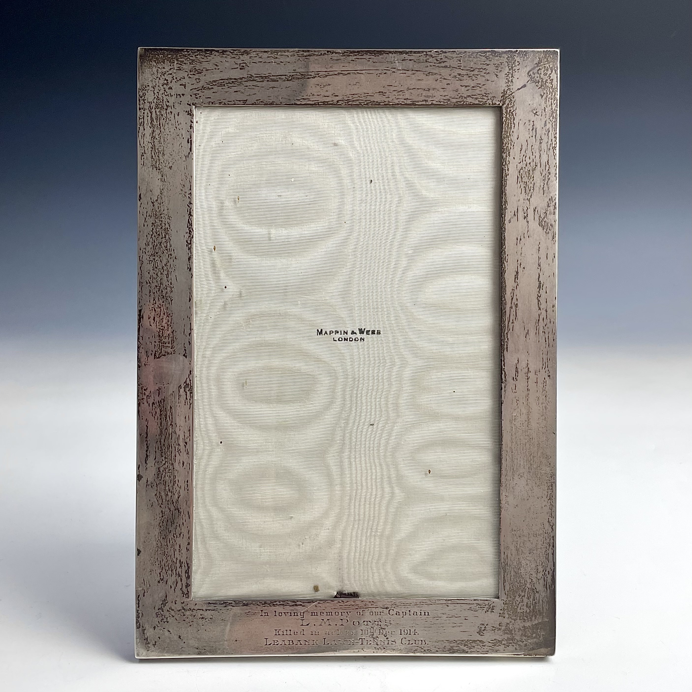 Lot 43 - A George V silver Mappin & Webb frame with