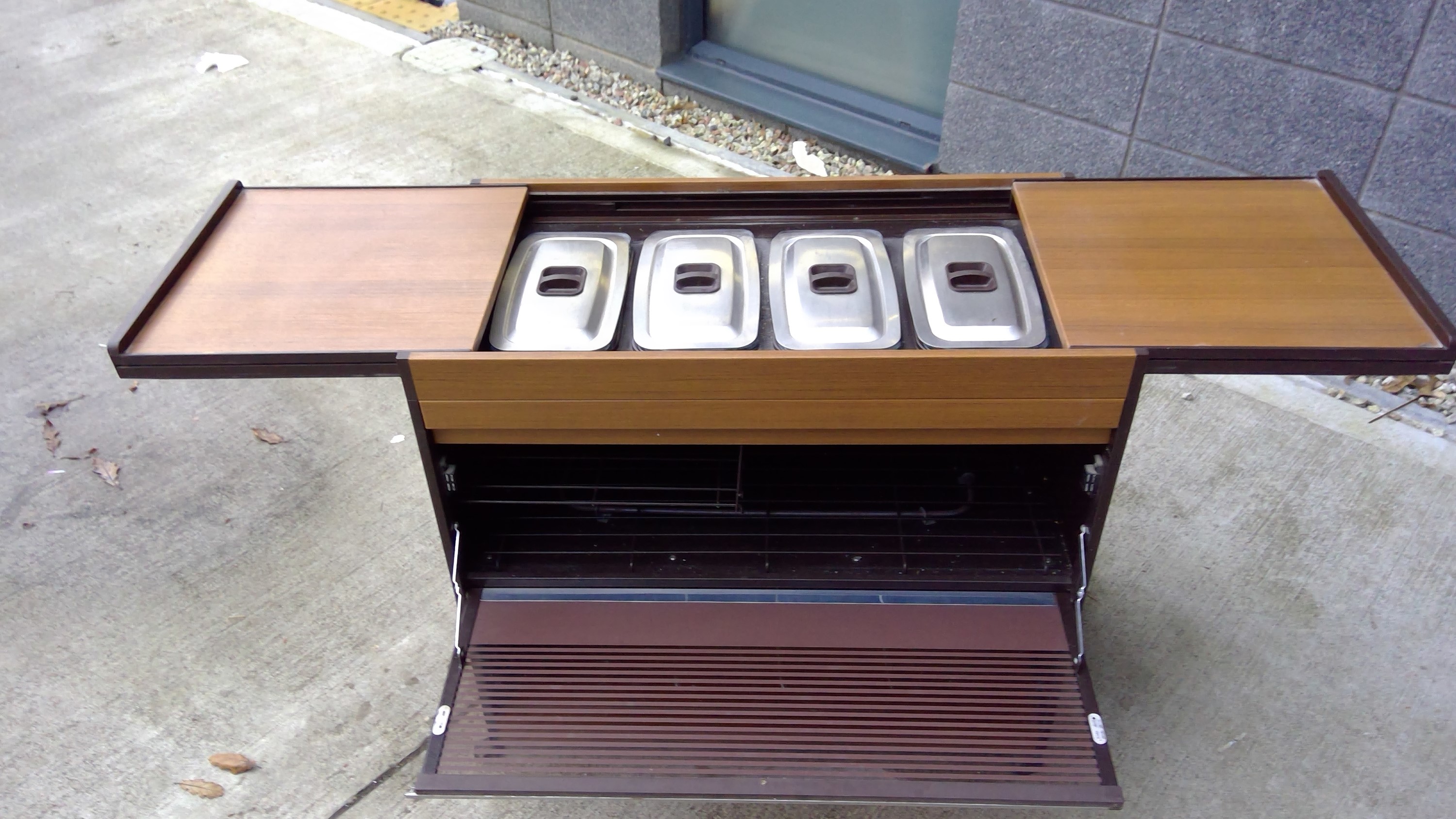 Lot 94 - PHILLIPS Hostess Food Warmer Trolley, height