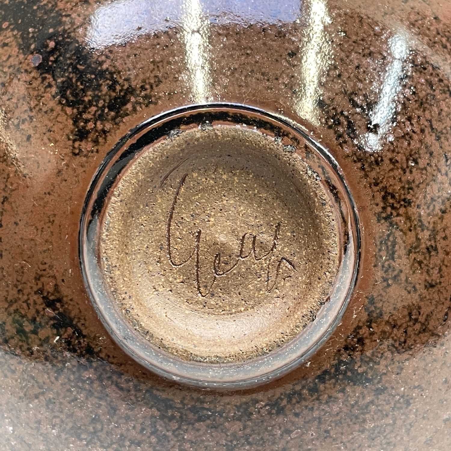 Lot 1036 - Glynn Hugo, A studio pottery bowl with a