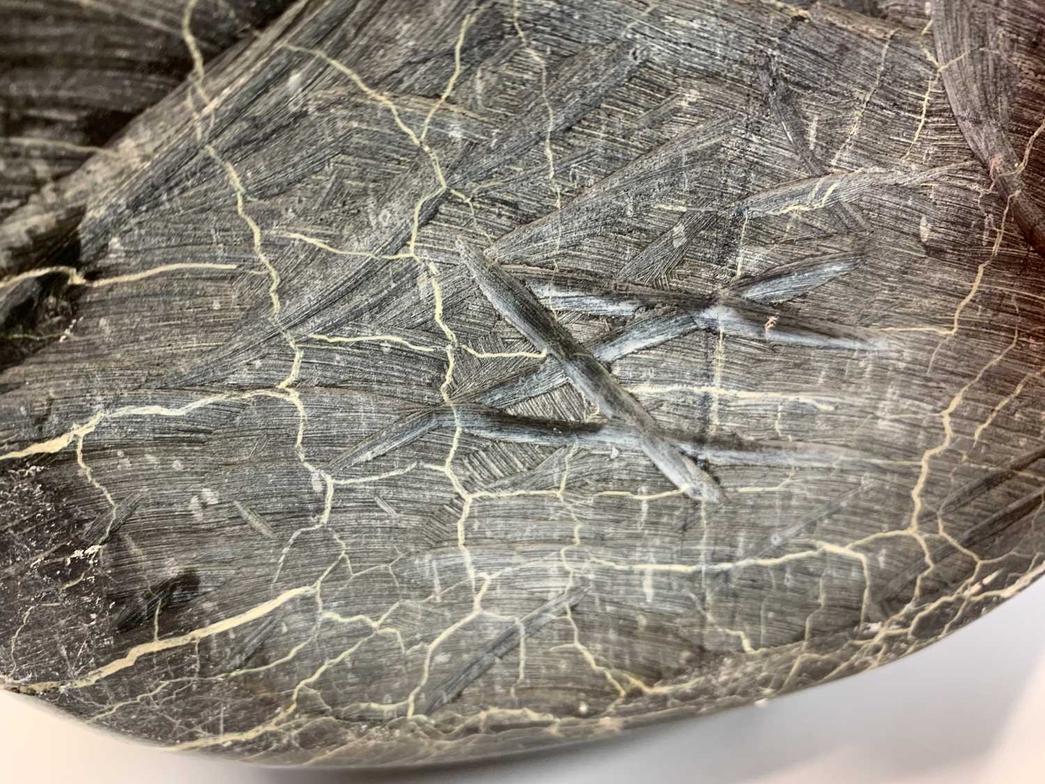 Lot 634 - Max BARRETT (1937-1988) The Violin Player