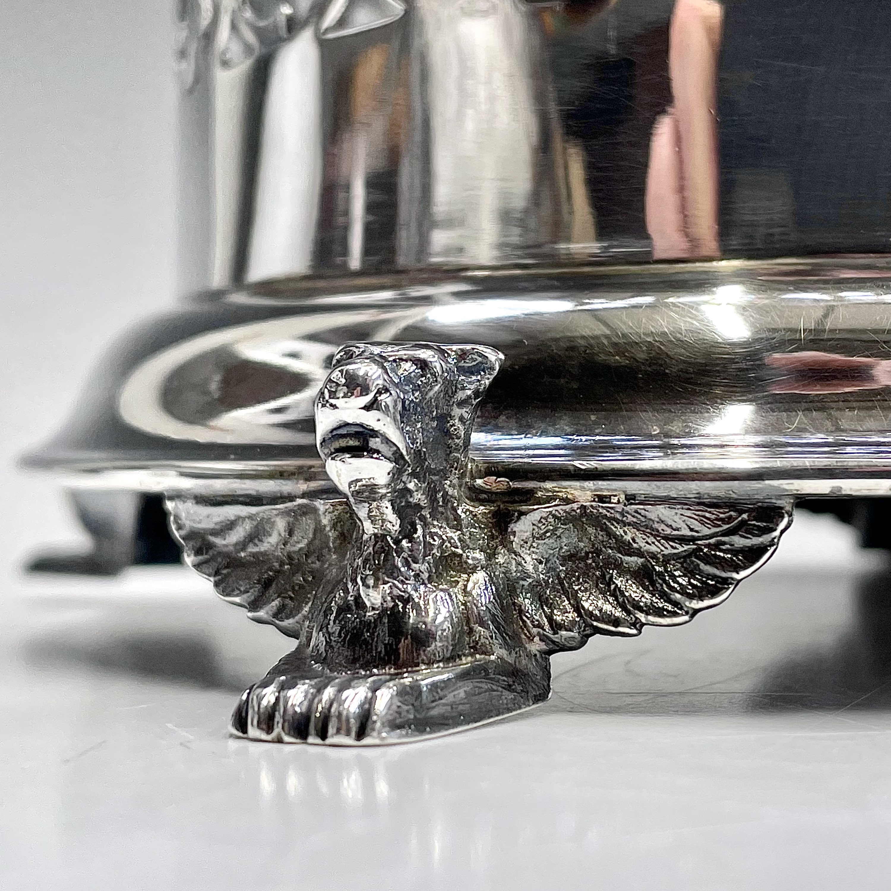 Lot 124 - A good George V silver twin handled syphon