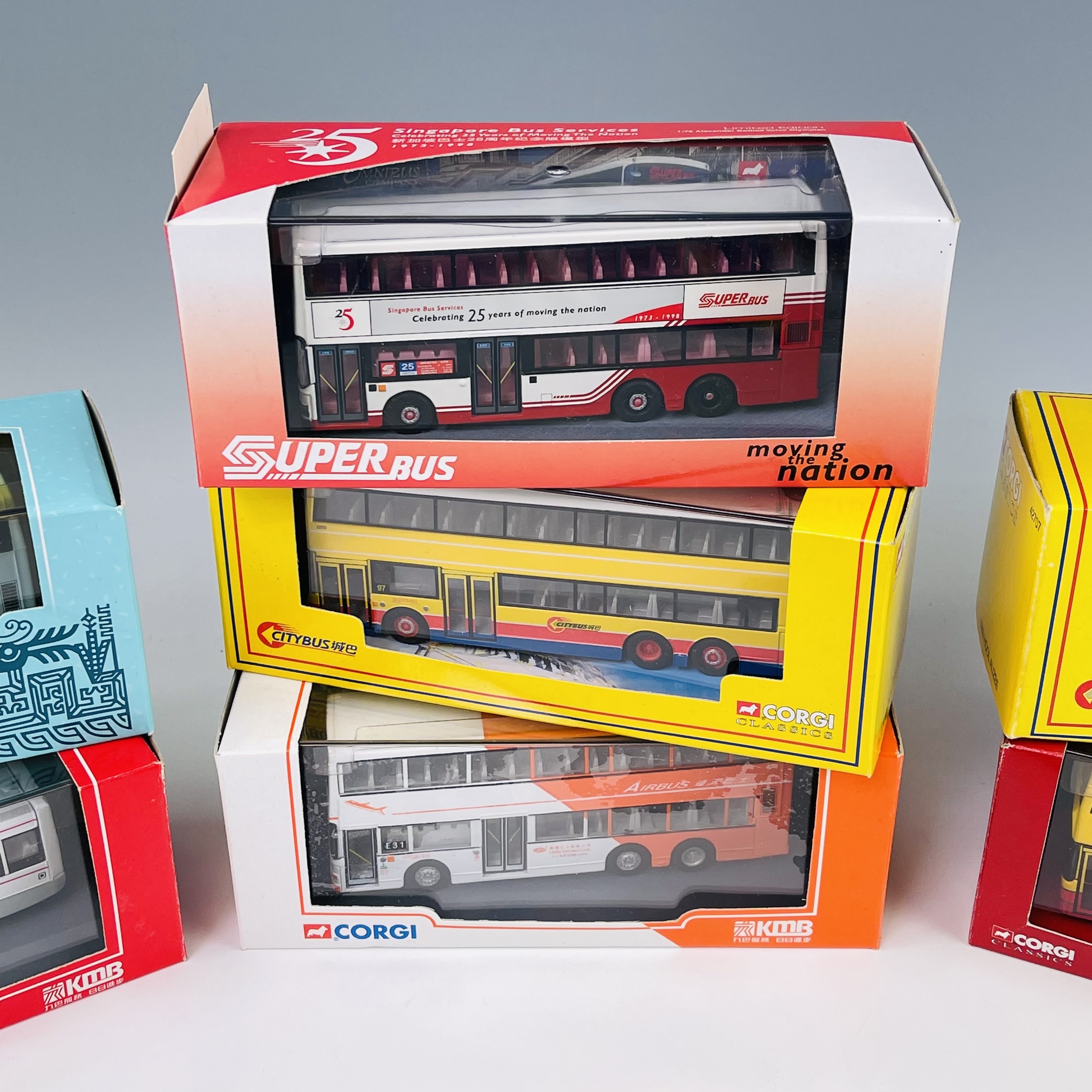 Lot 670 - Corgi Single and Double Deck Buses (x10). A