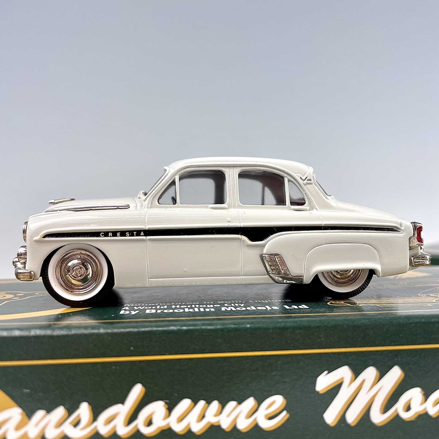 Lot 694 - Lansdowne Models 1:43 Scale. 1953 Jowett