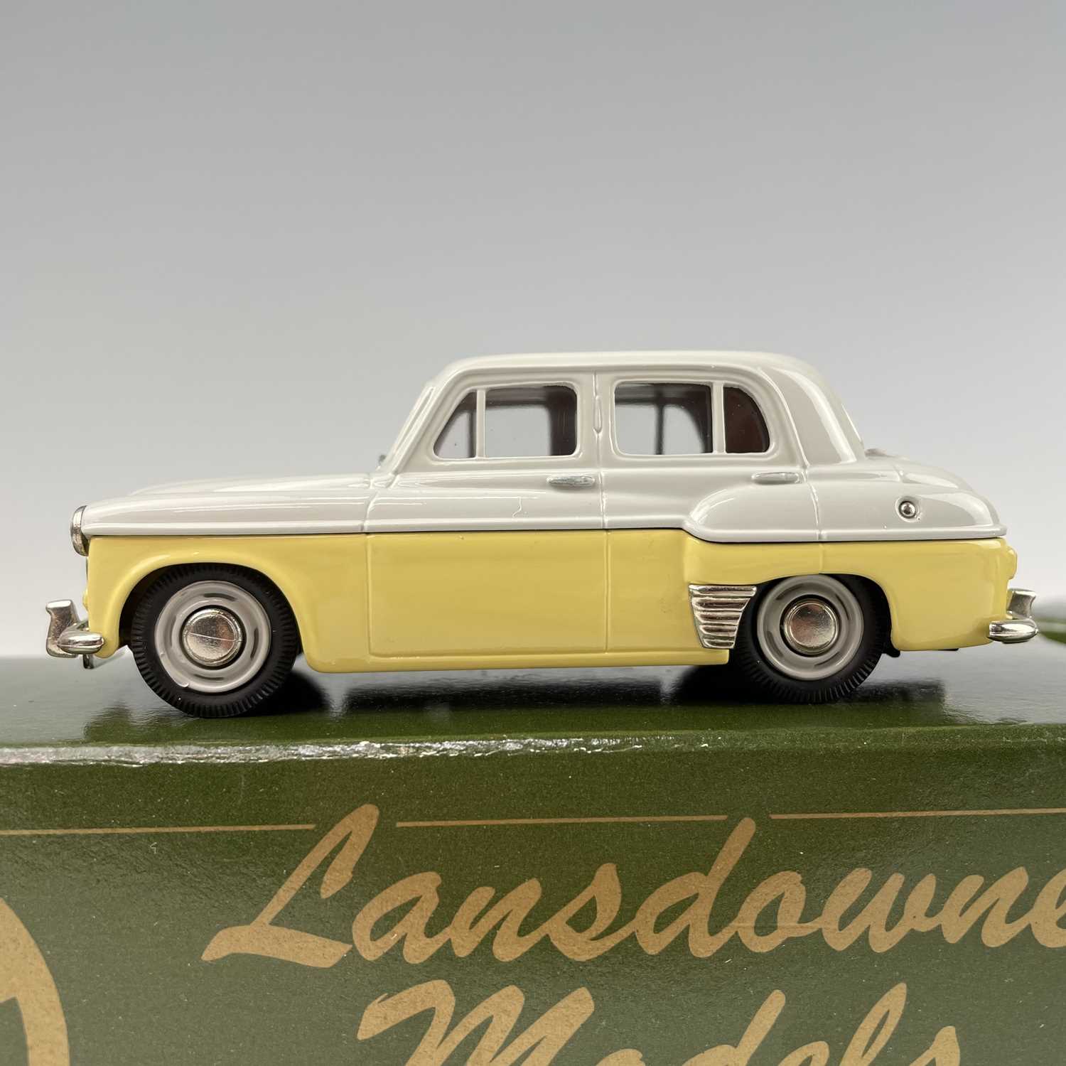 Lot 700 - Lansdowne Models 1:43 Scale. 1956 Hillman