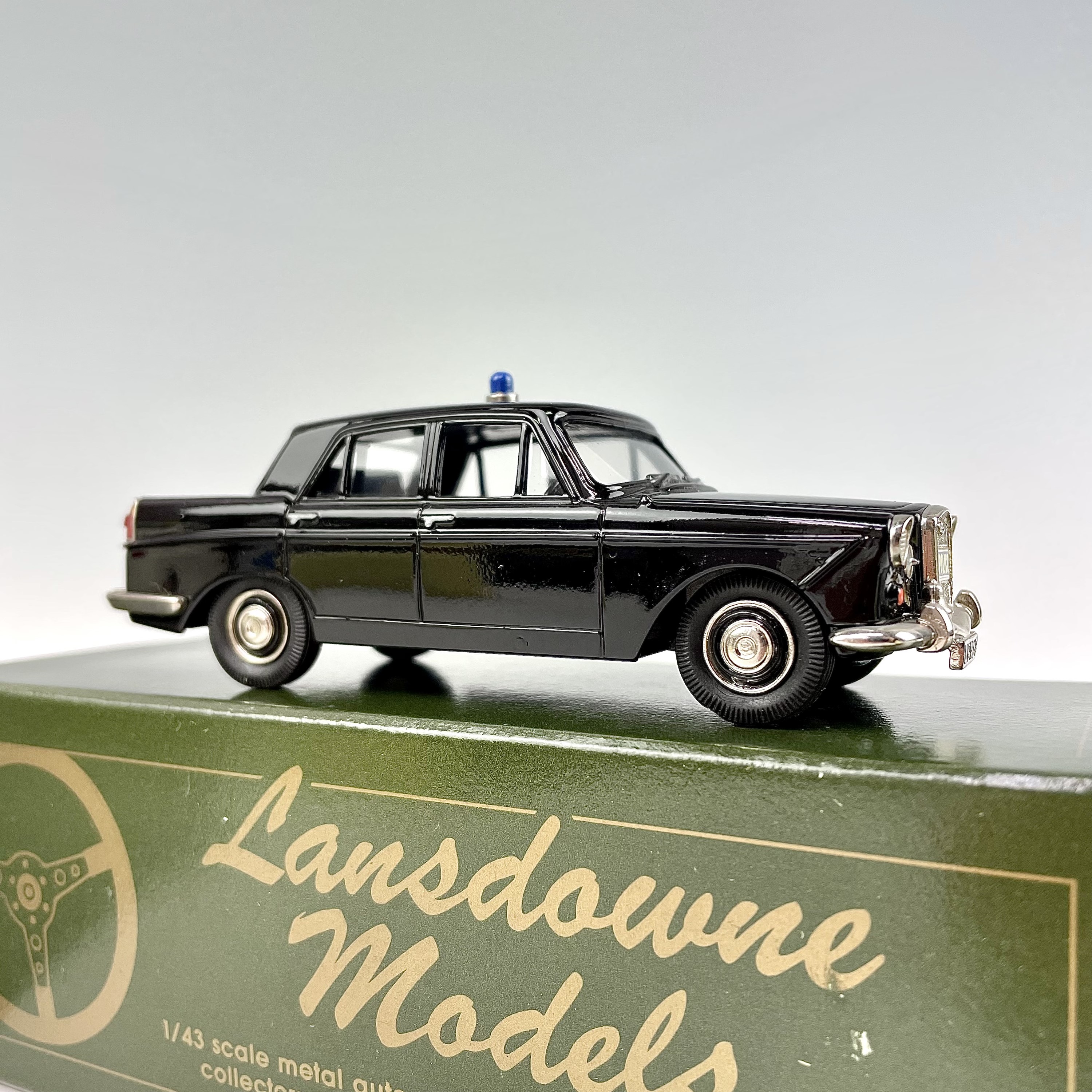 Lot 704 - Lansdowne Models 1:43 Scale. 1961 Wolseley 6-