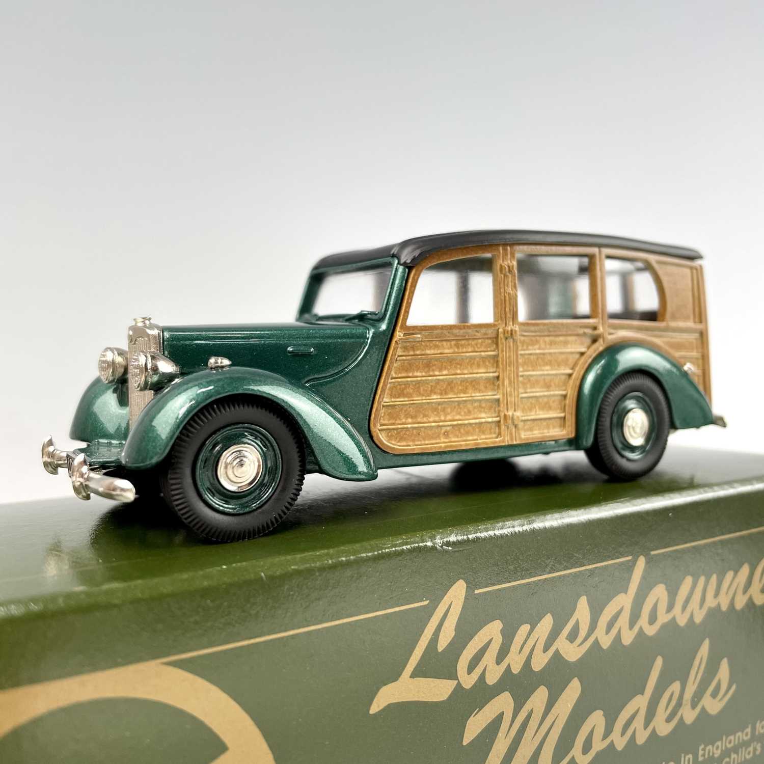 Lot 706 - Lansdowne Models 1:43 Scale. 1950 Lea
