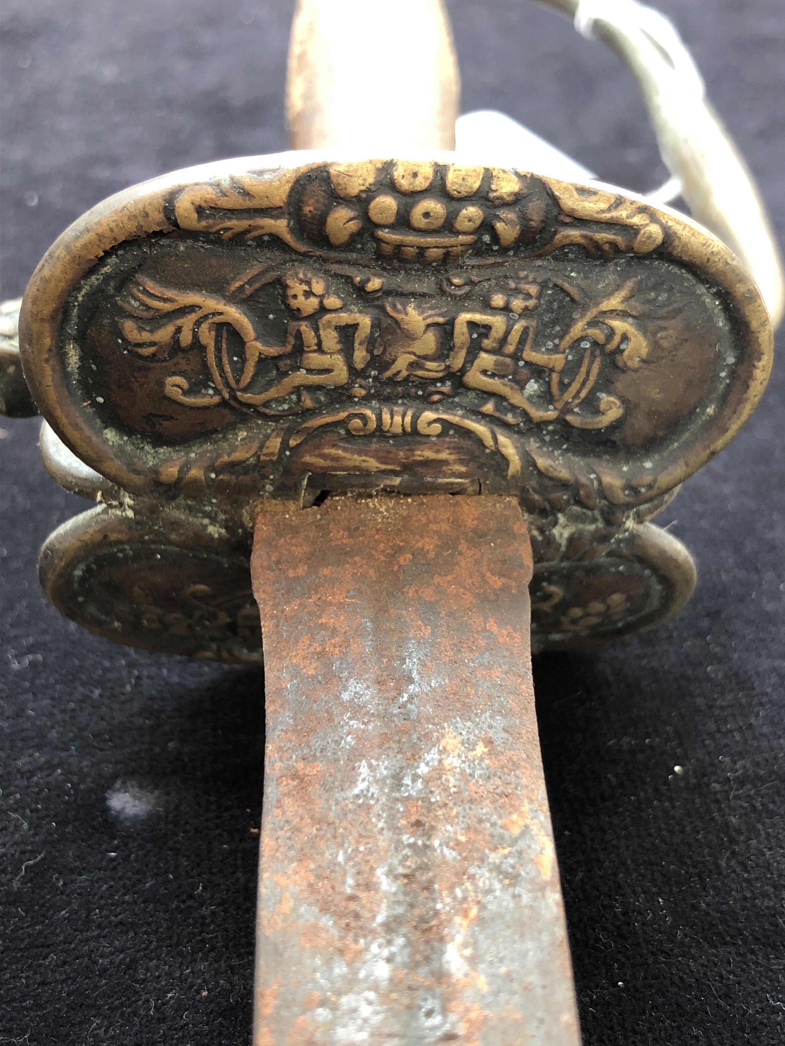 Lot 108 - An 18th century French 'Épée du Soldat'