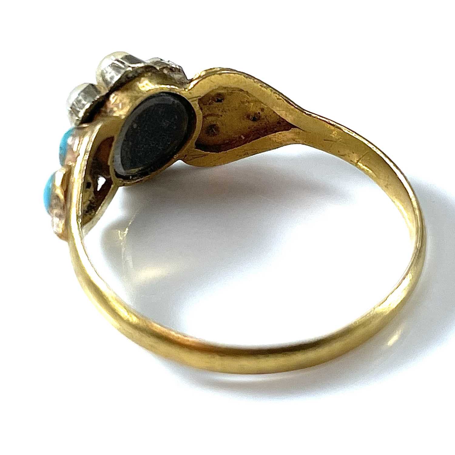 Lot 170 - A 19th century high purity gold diamond,