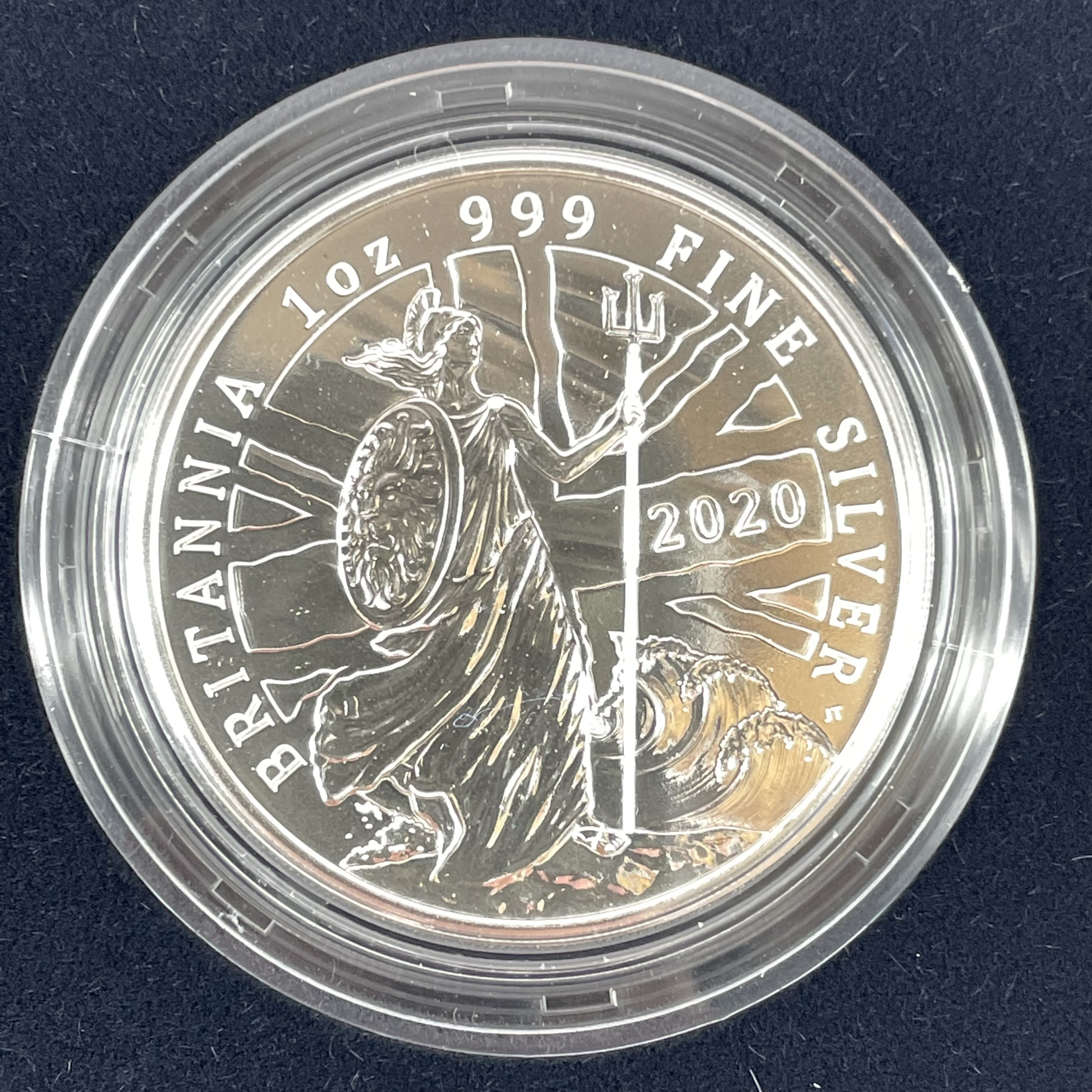 Lot 23 - G.B. Silver Bullion Britannia £2 coins (x5).