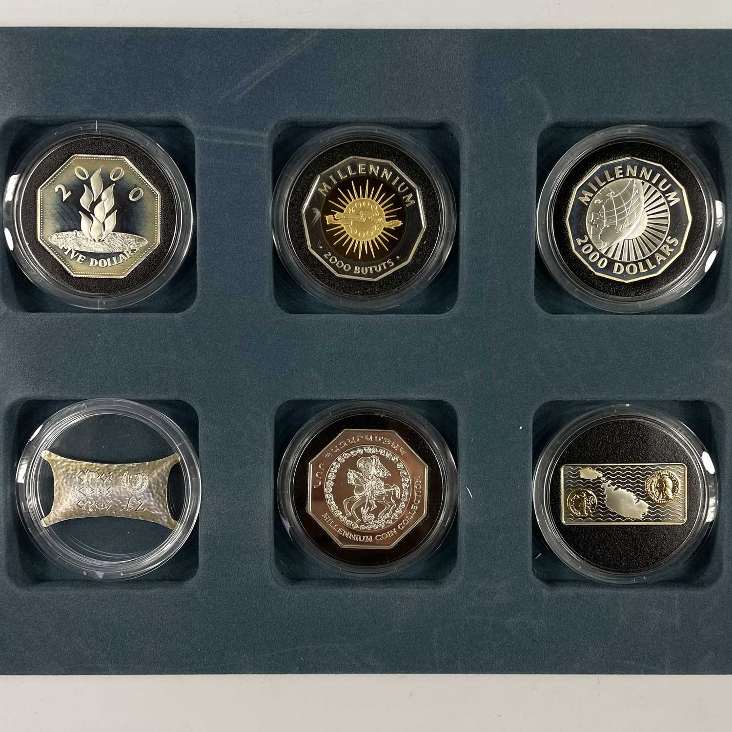 Lot 33 - Royal Mint The Masterpiece 2000 Millenium