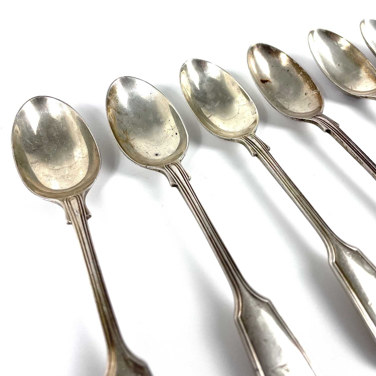 Lot 61 - A Victorian silver set of six fiddle and