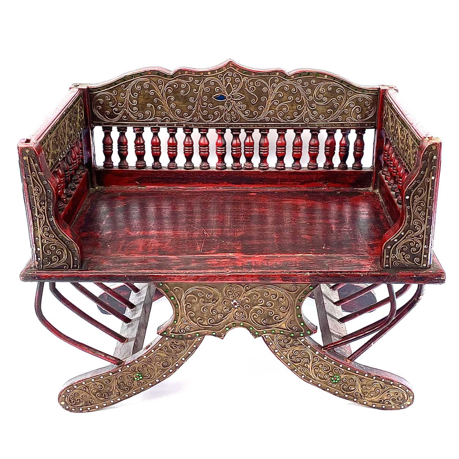 Lot 1035 - An Indian Howdah chair, with a spindle