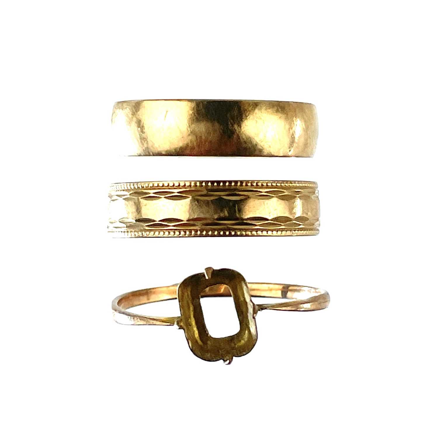 Lot 1 - Three 9ct gold rings