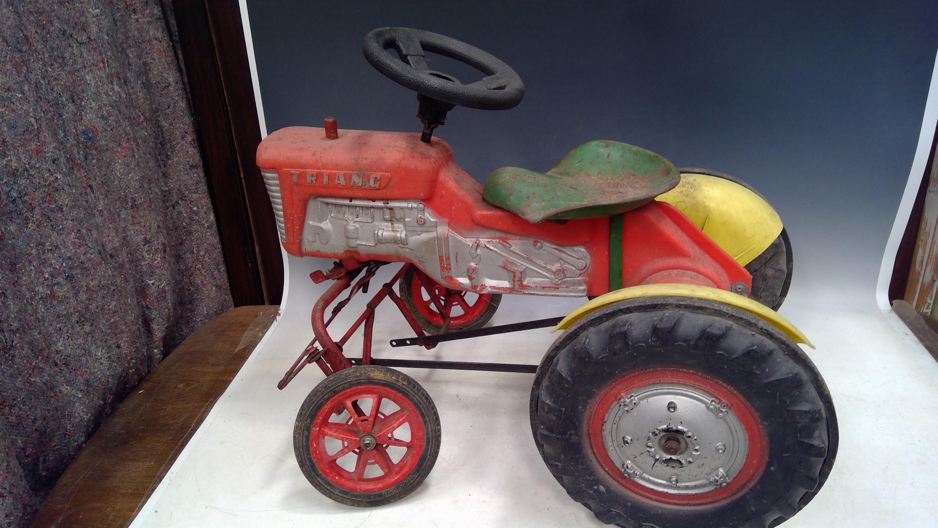 Lot 4 - TRIANG Childrens Vintage Ride on Pedal Tractor