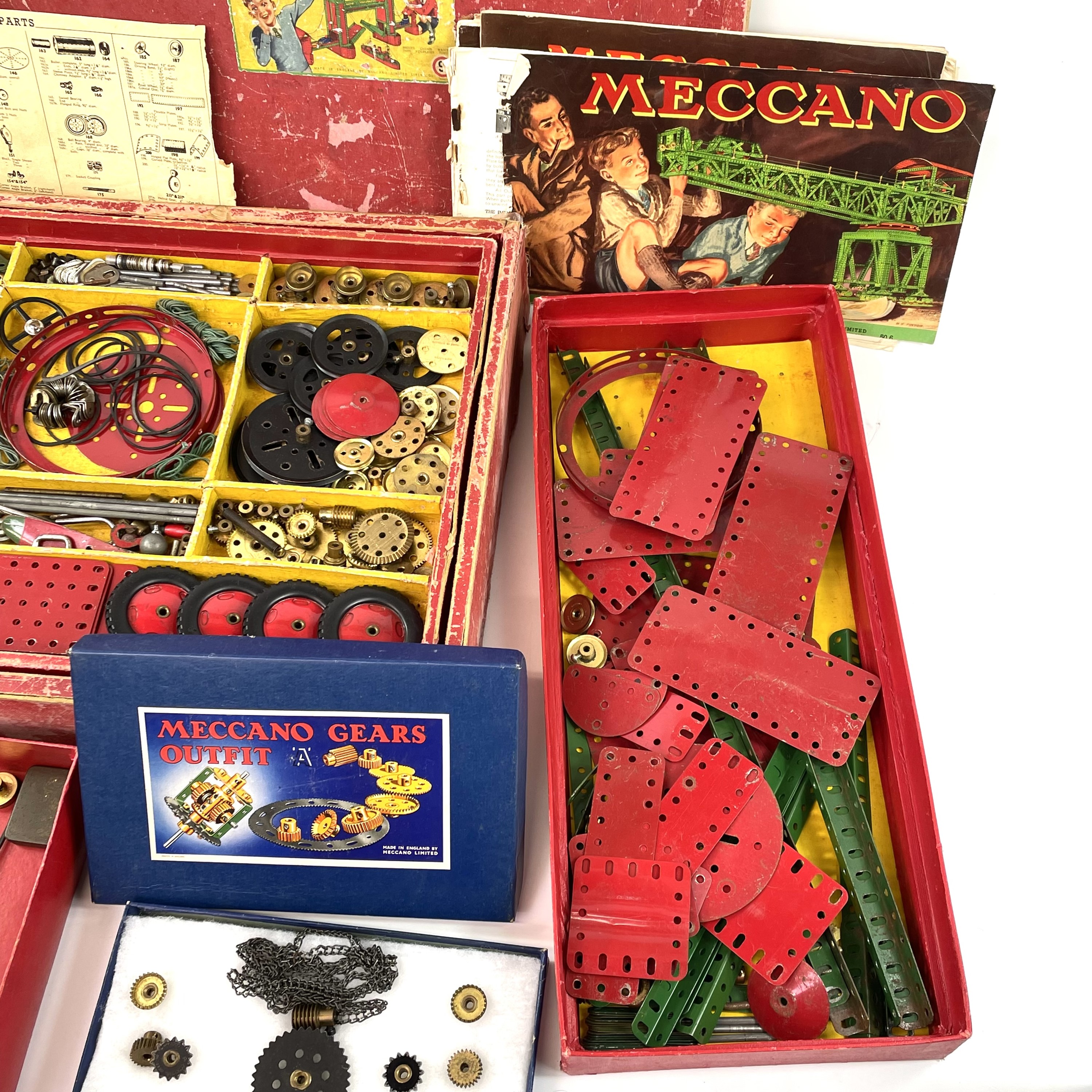 Lot 747 - Meccano x4 boxes.