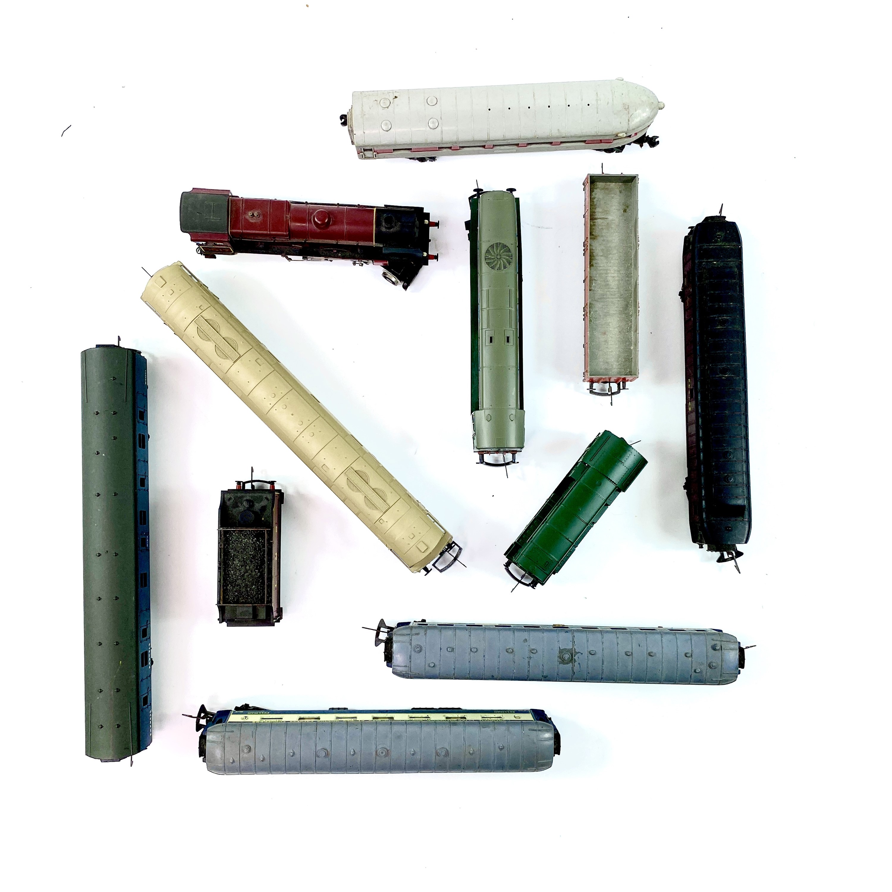 Lot 648 - Miscellaneous 00 /H0 Gauge Railway including