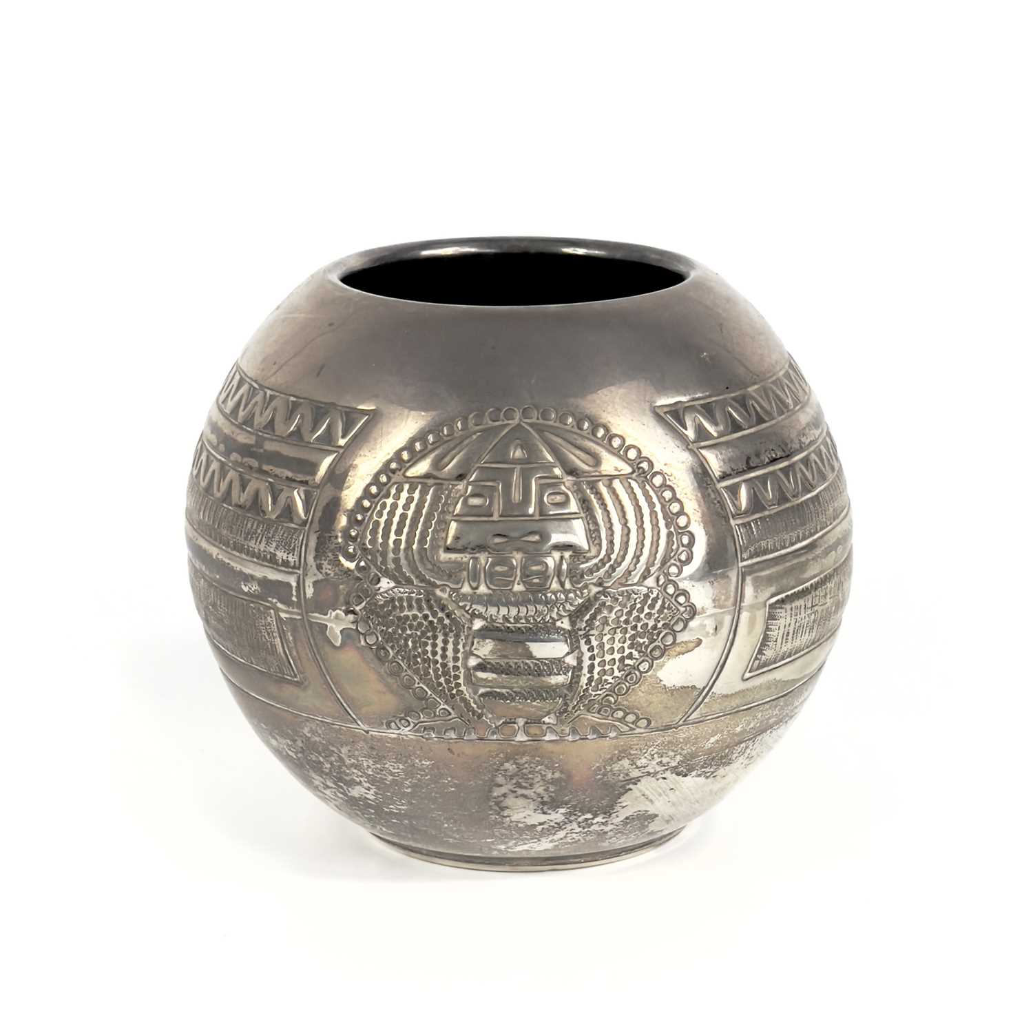 Lot 196 - A Columbian 0.900 silver ovoid vase with
