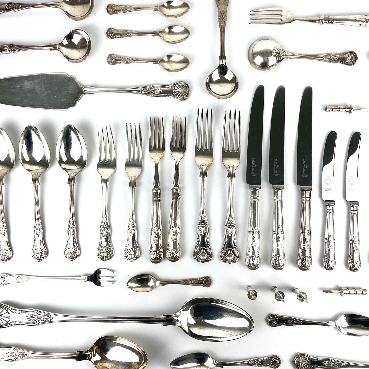 Lot 291 - A large collection of King's Pattern cutlery.
