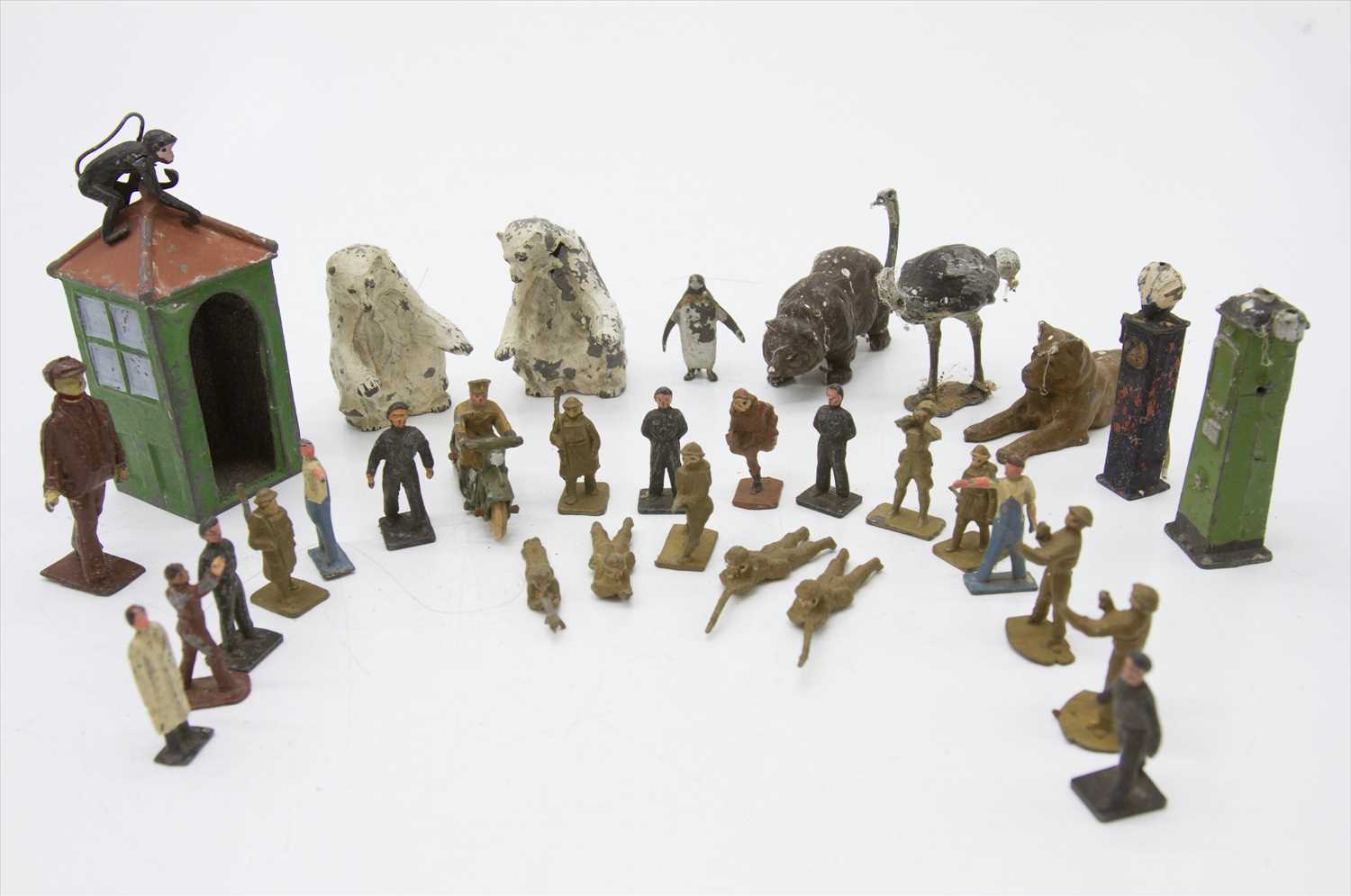 Lot 576 - Lead - quantity of small scale lead army