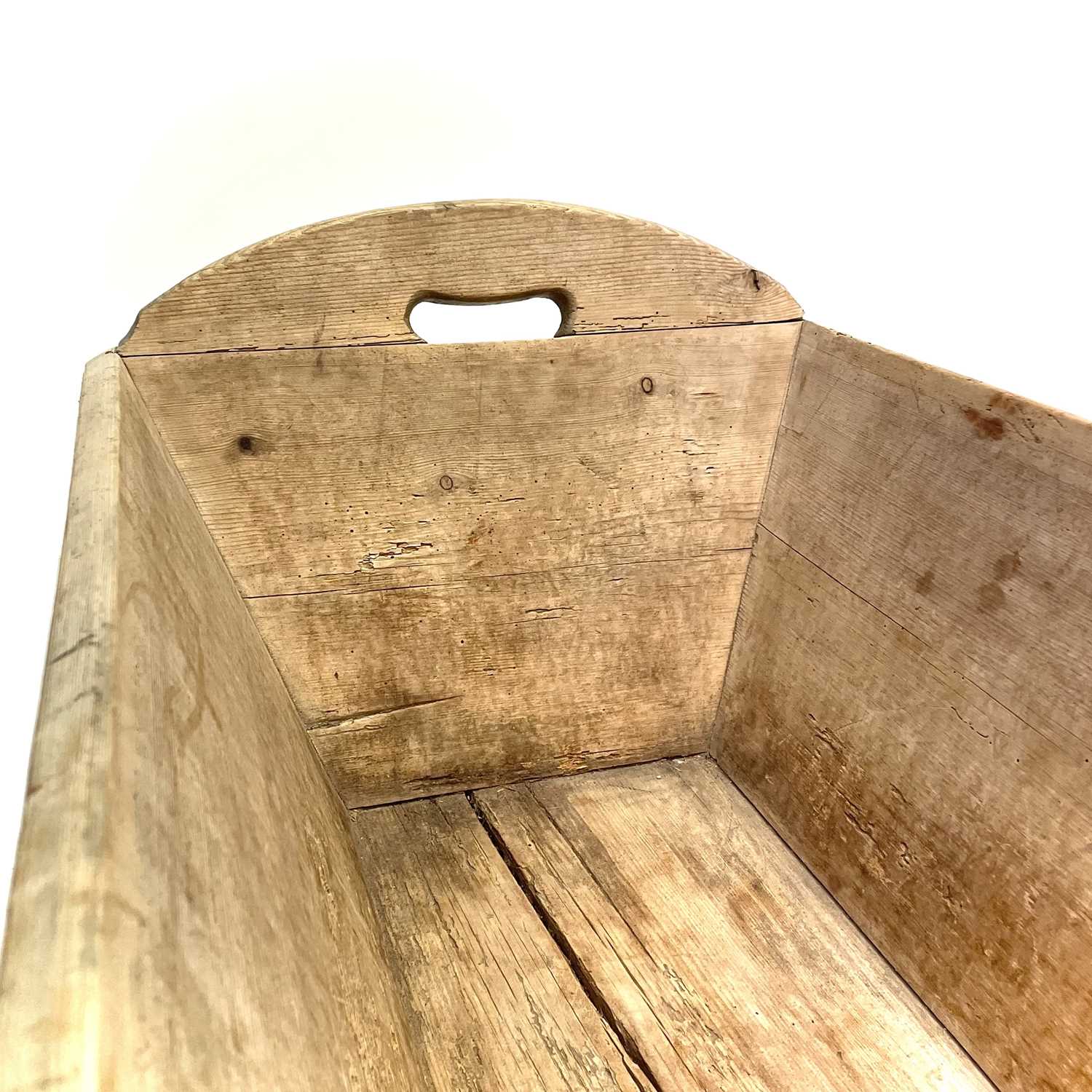 Lot 59 - A Victorian pine trough.