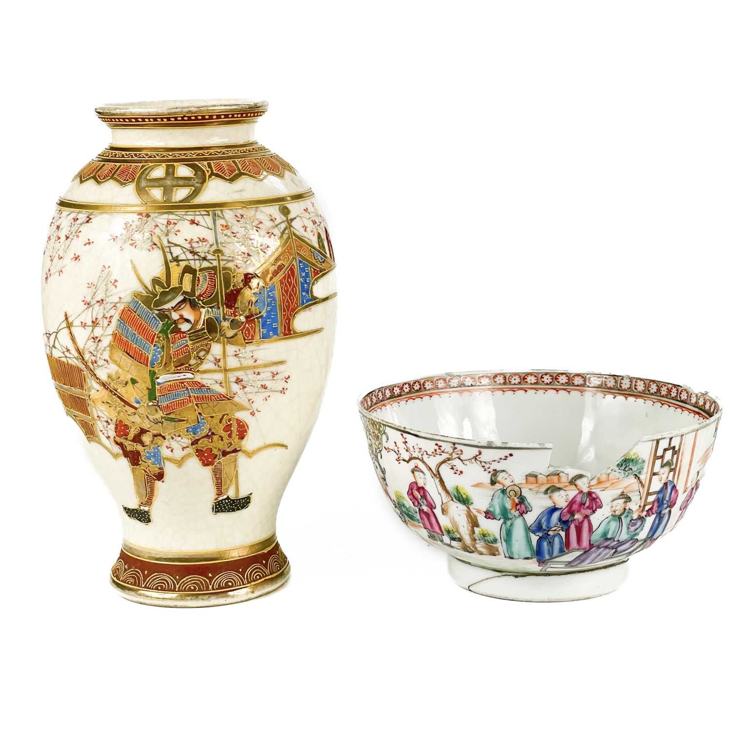 Lot 232 - A Chinese export porcelain 'Mandarin Palette'