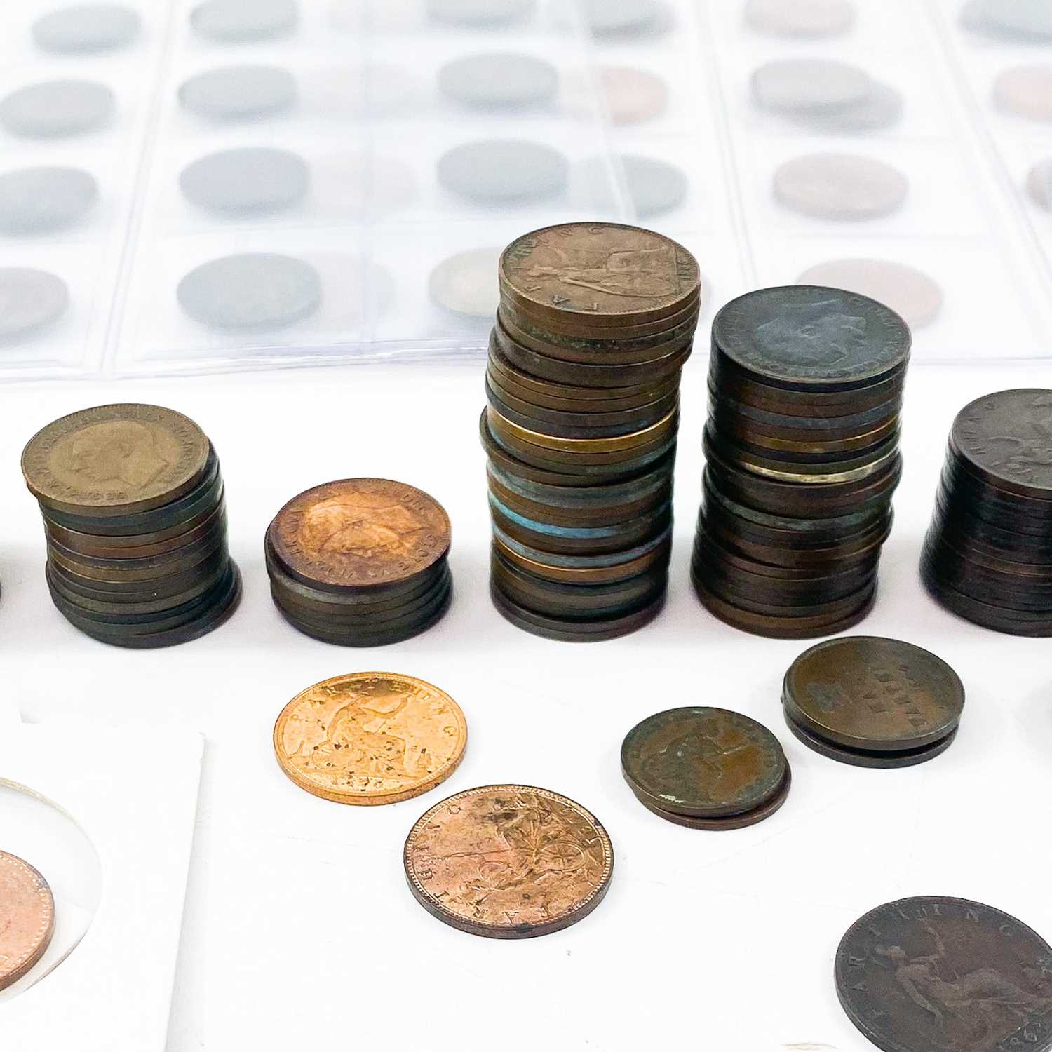 Lot 140 - UK Copper/Bronze Farthings, Half Farthings