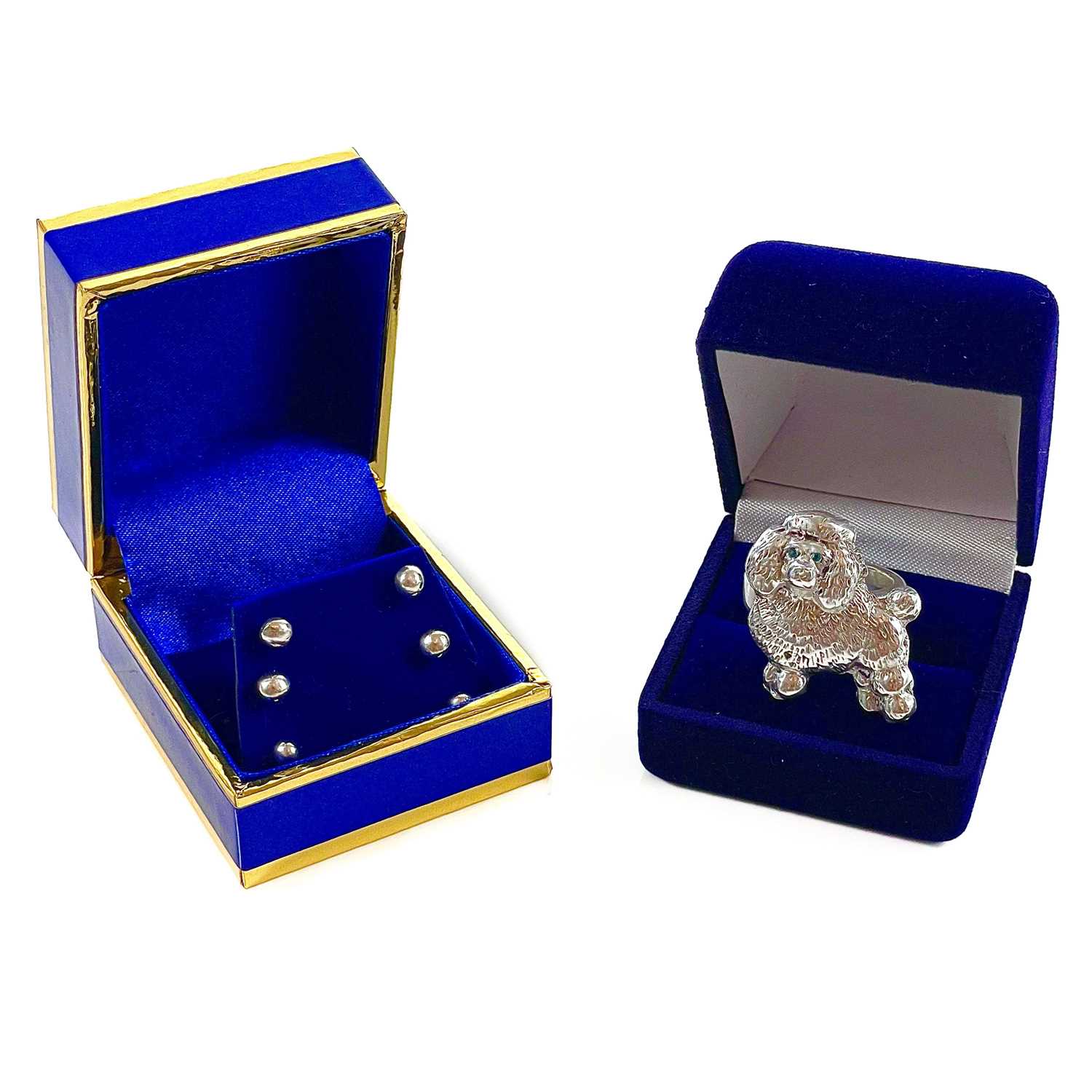 Lot 154 - A contemporary 999 fine silver Poodle ring