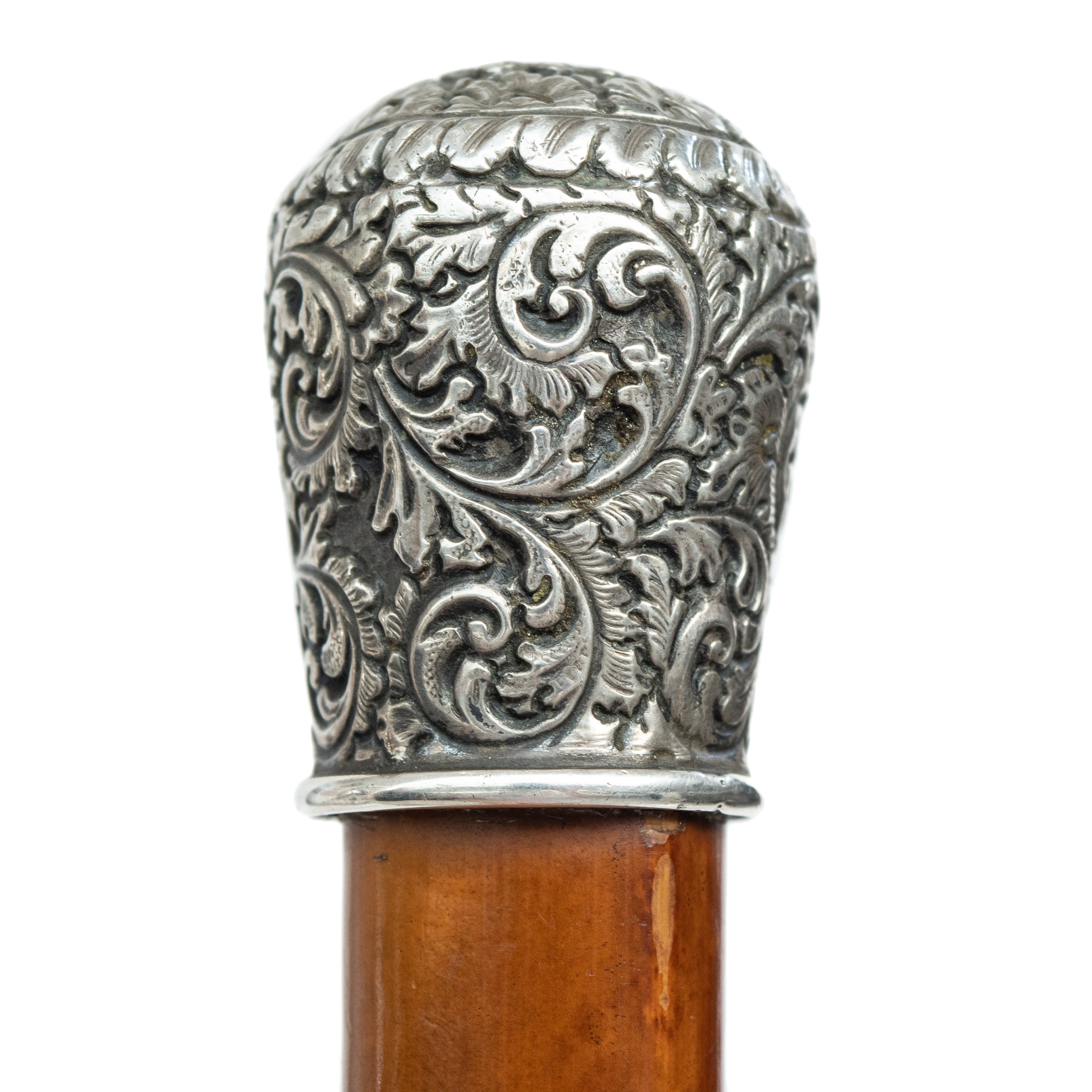 Lot 136 - A Malacca walking stick with Eastern white