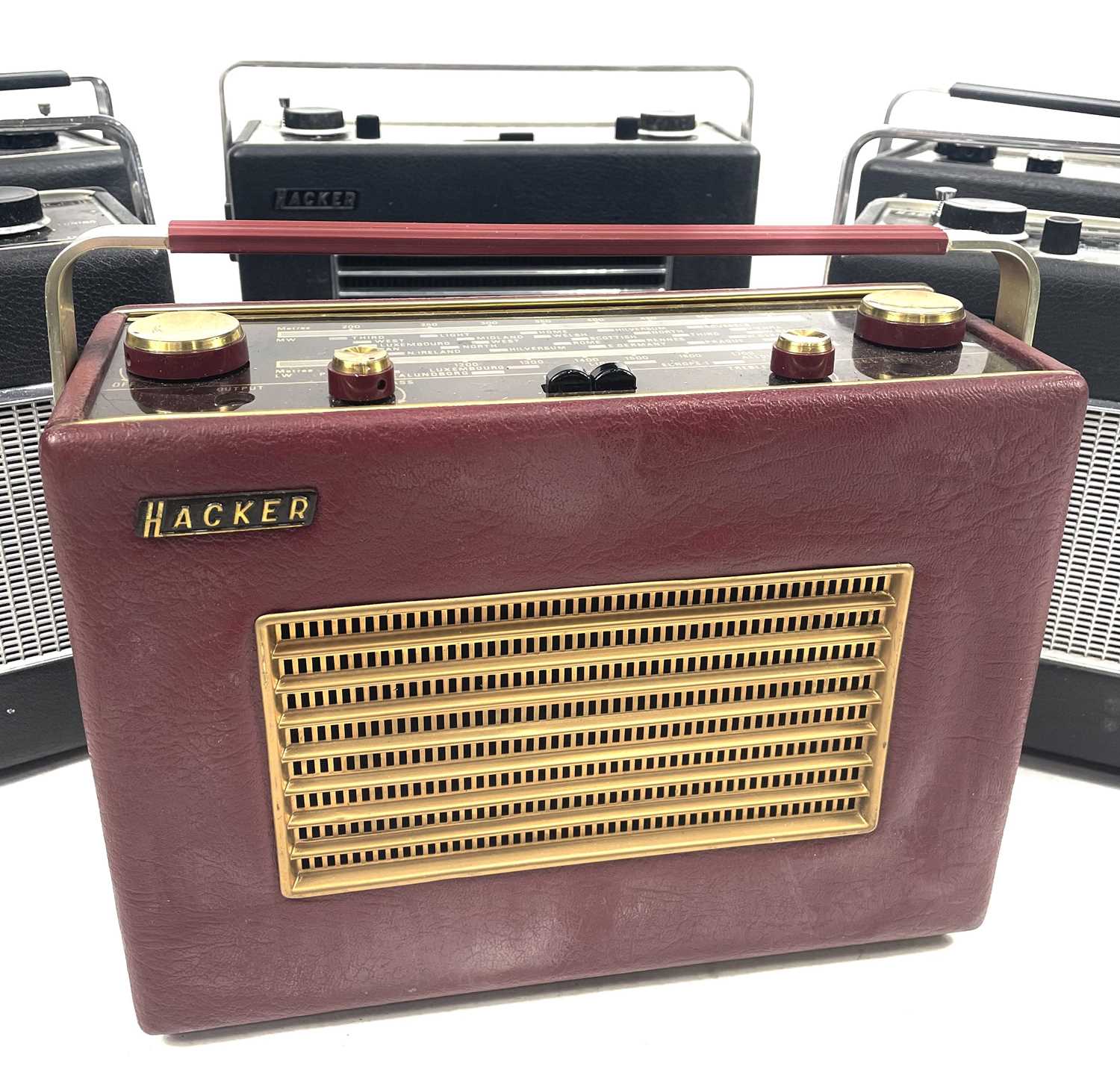 Lot 287 - A collection of vintage 'Hacker' radios.