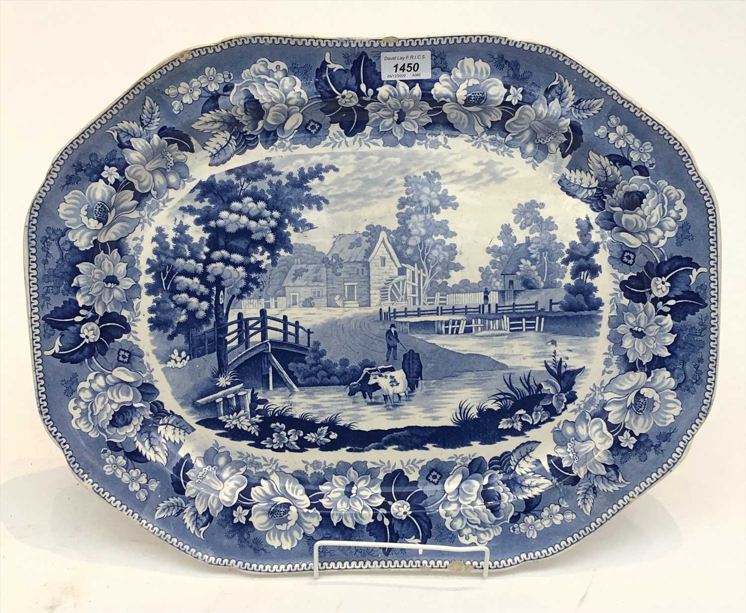 Lot 1450 - A Cambrian Pottery, Swansea, blue and white