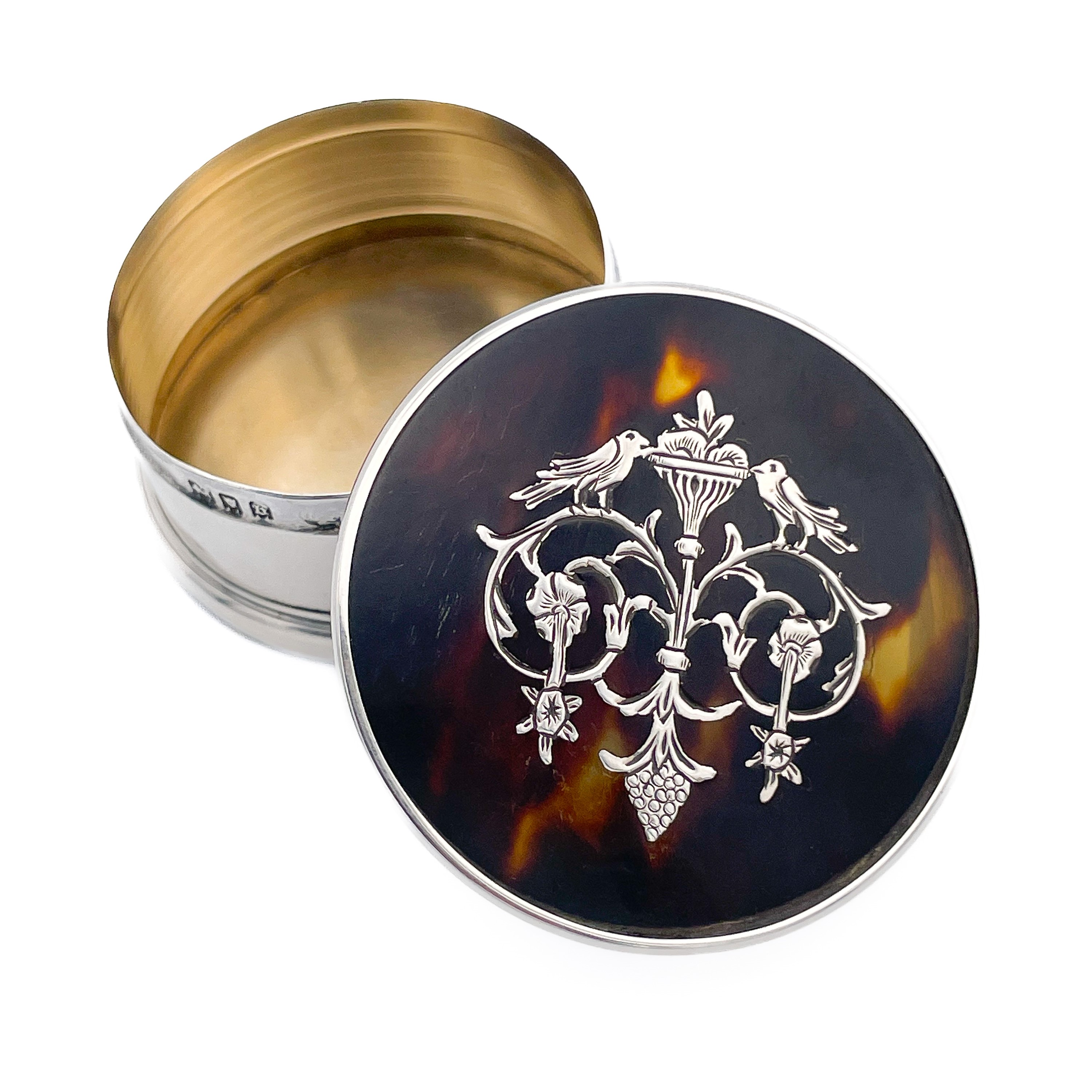 Lot 431 - A George V silver and tortoiseshell pique